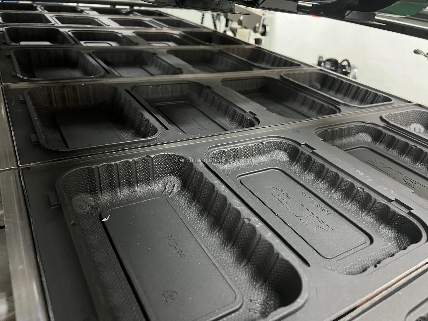 Biodegradable Cornstarch Lunch Box - Sustainable & Durable