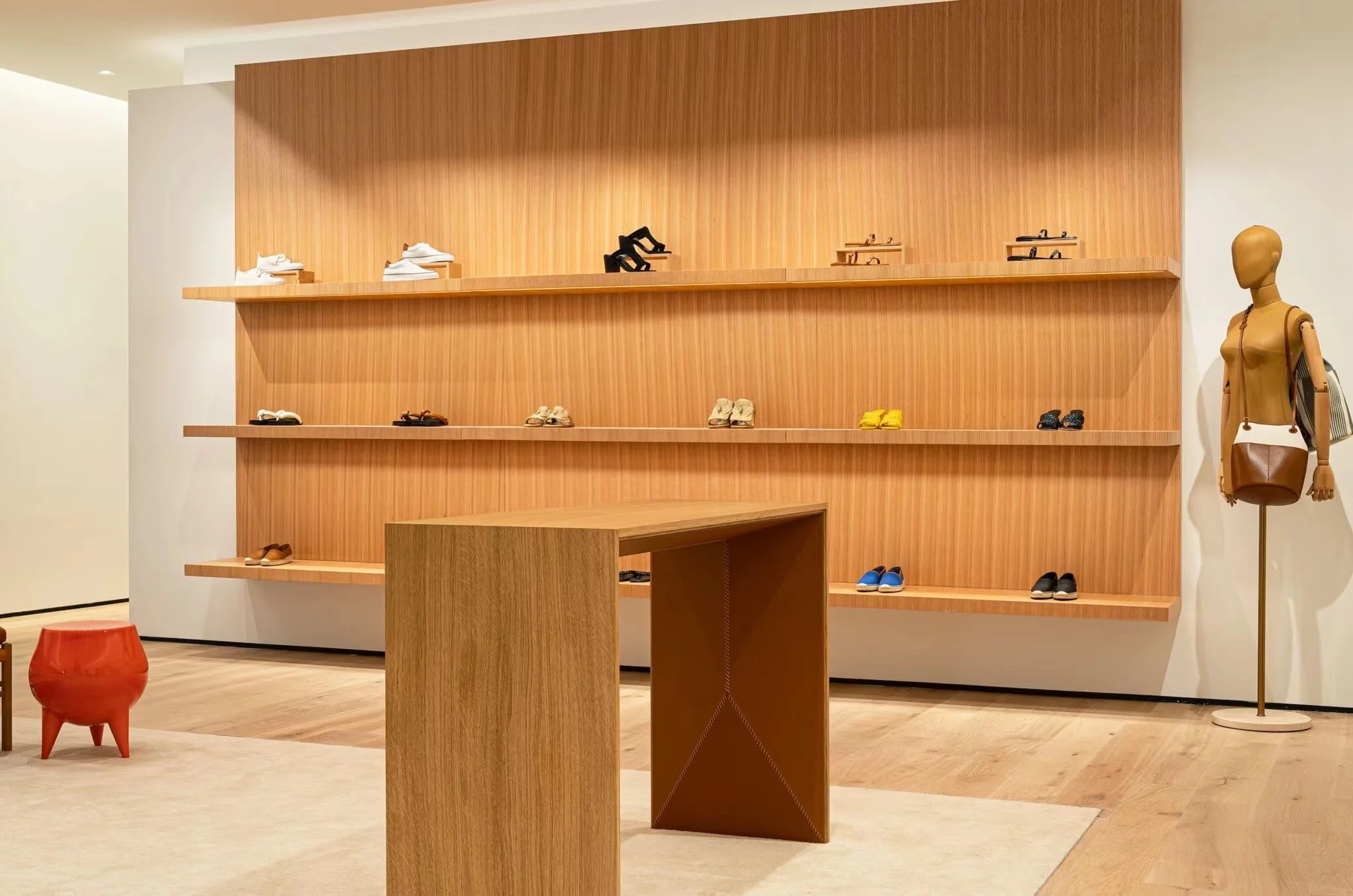 Shop Our Collection of Retail Store Fixture Clothes Display Stands