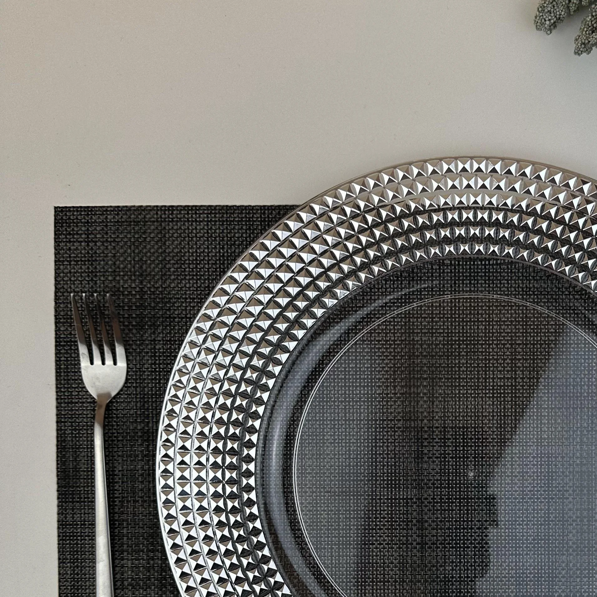 Cheap Clear Charger Plates Gold Rim Acrylic Plastic 13 Inch Rose Gold ...