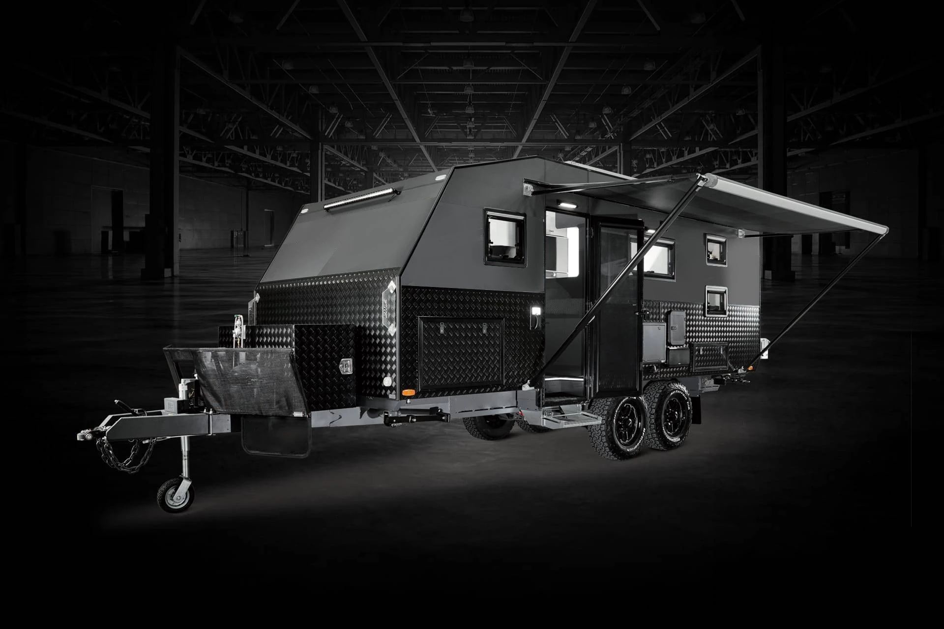 Black Designed Family Luxury Caravan Van Motorhome Camper