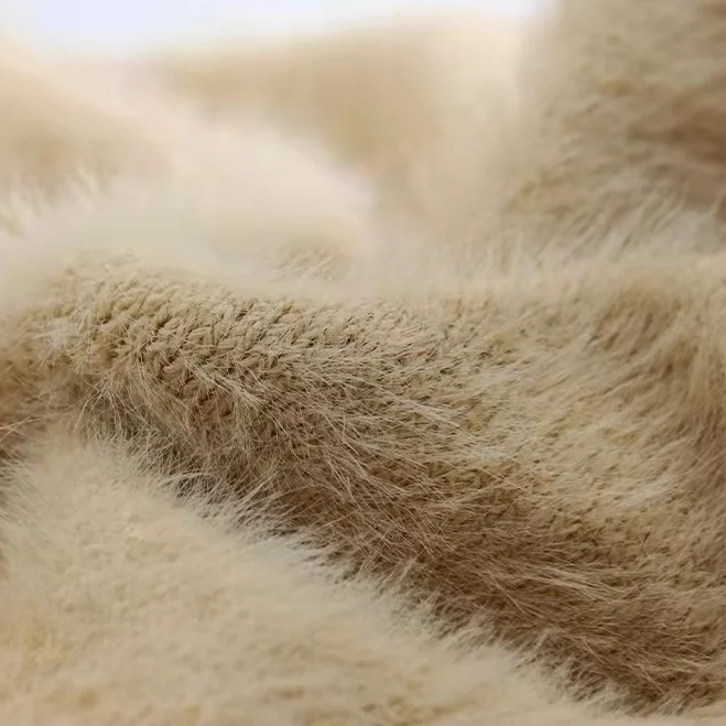 High Quality Dyed Fancy Feather Mink Yarn Pure Nylon For Knitting Crocheting Weaving Yarn - Buy ...