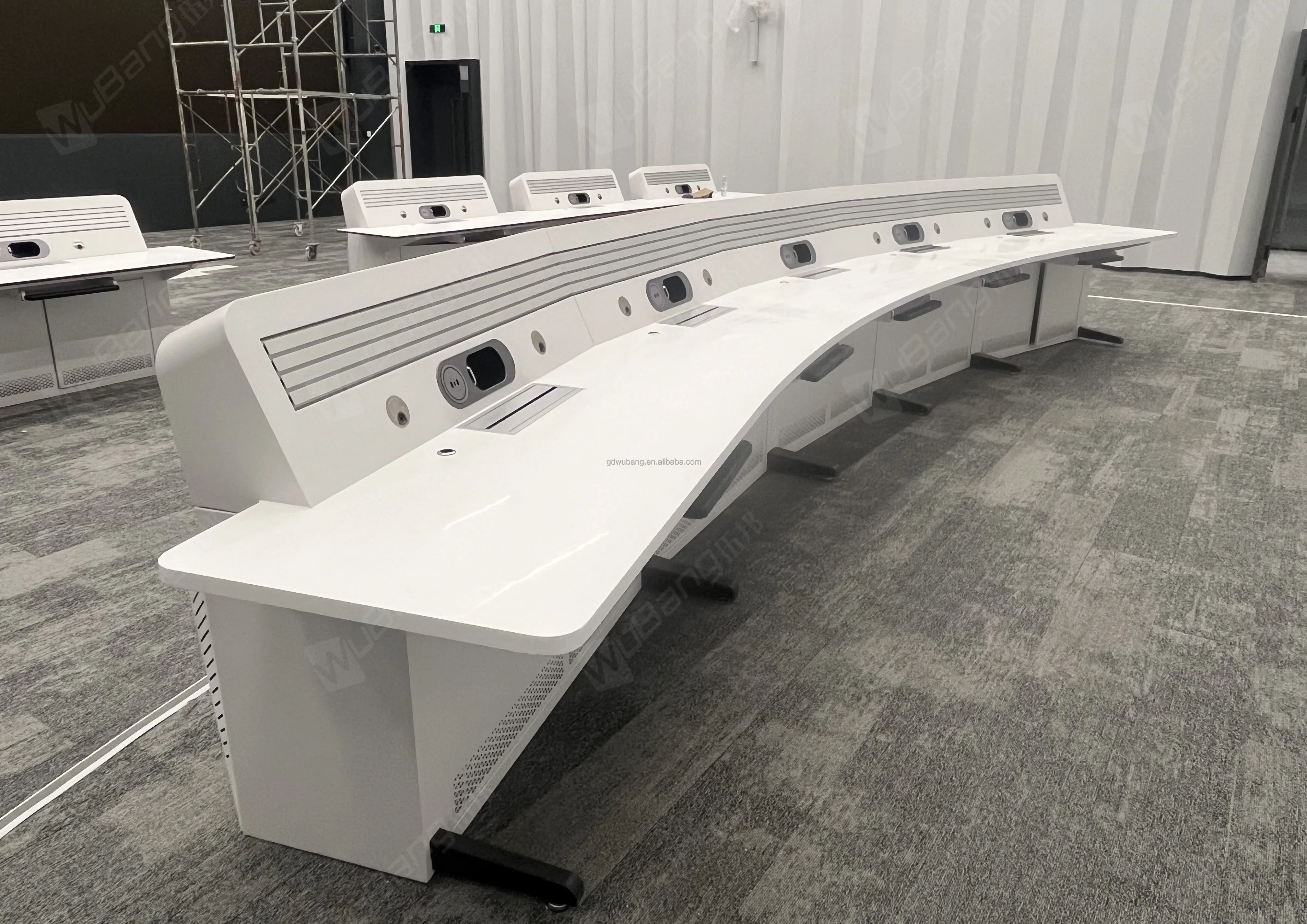 Ergonomic Control Room Console for 911 Dispatcher - Wubang