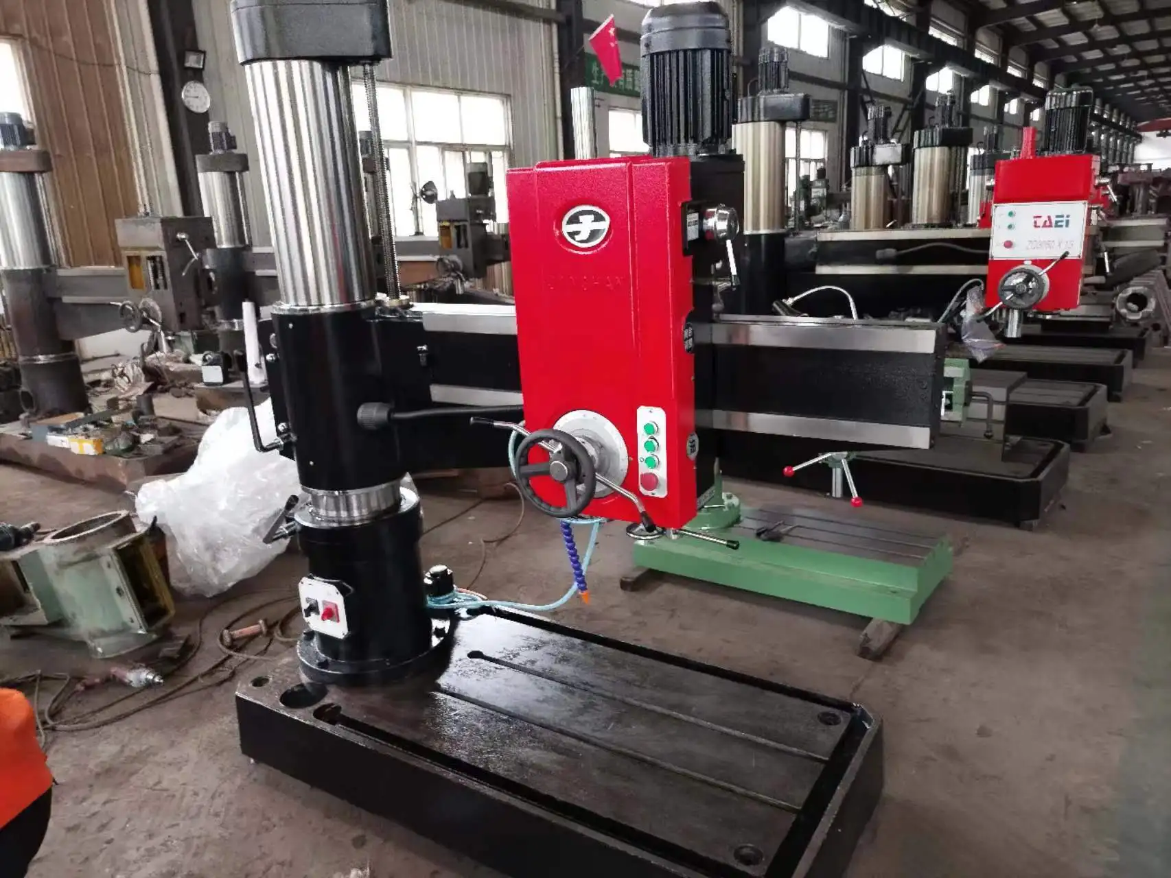 Orange Factory Radial Arm Universal Radial Drilling Machine Drilling ...