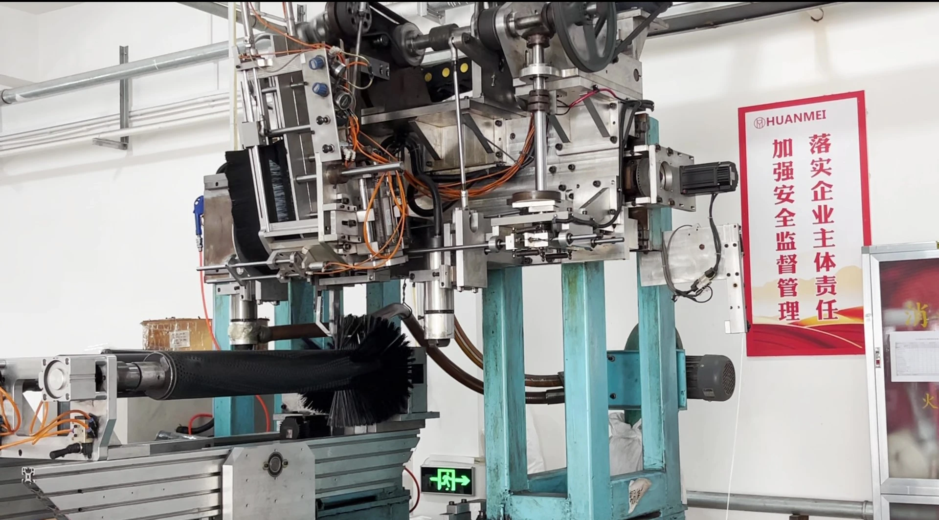 High Quality Convoluted Flat Wafer Brushes For Cat Ba30 126" Angle ...