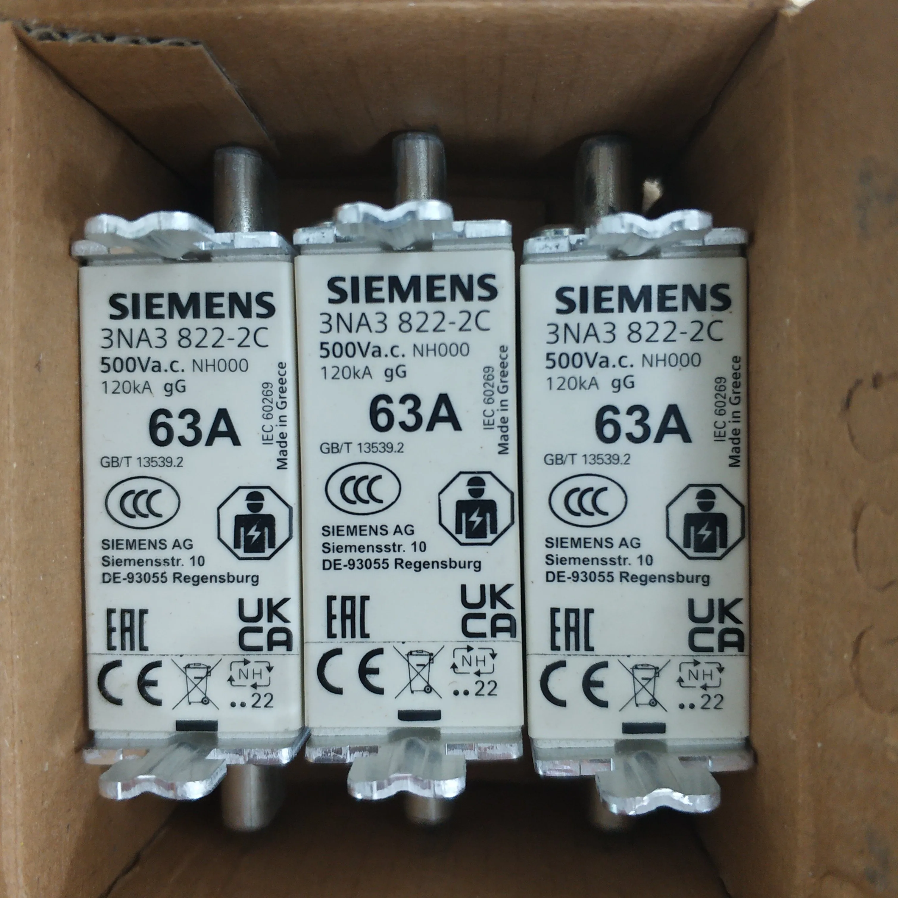 Siemens Lv Hrc Fuse Link 3na3 824-2c 63a - Buy Low Voltage Fuse Link ...