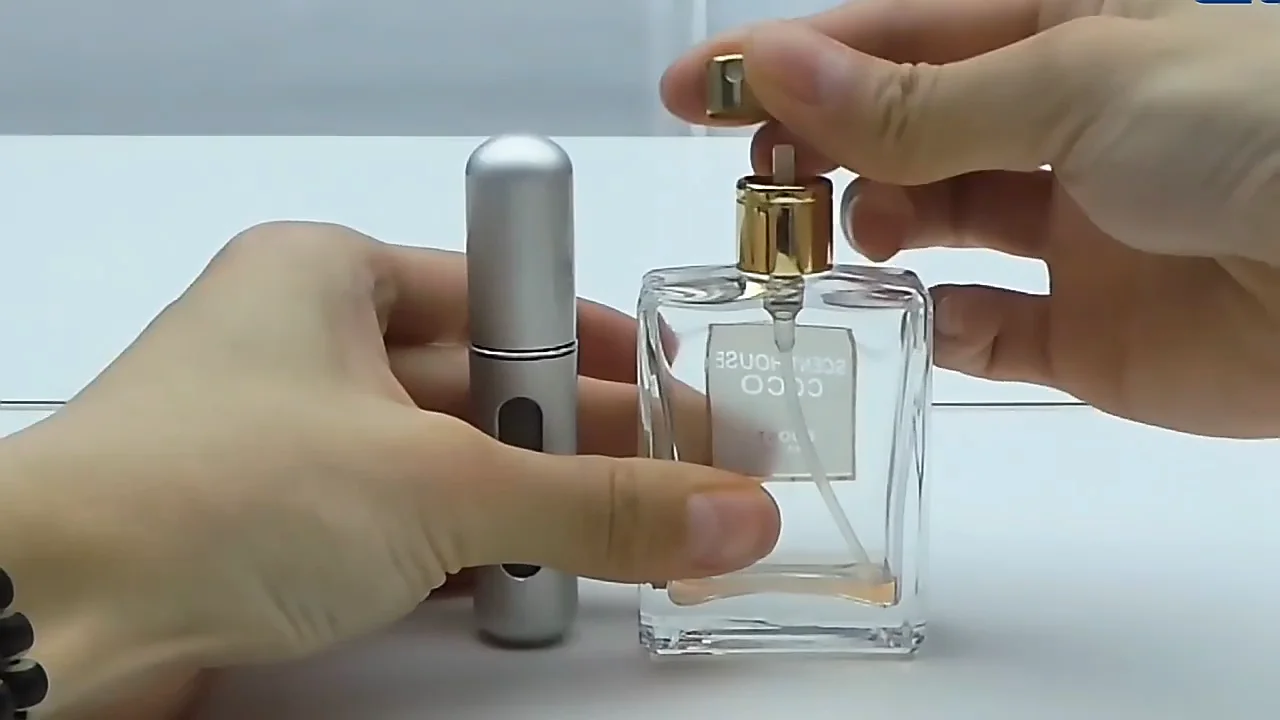 Aluminium Rechargeable Red Color Christmas Portable Travel Bottom ...