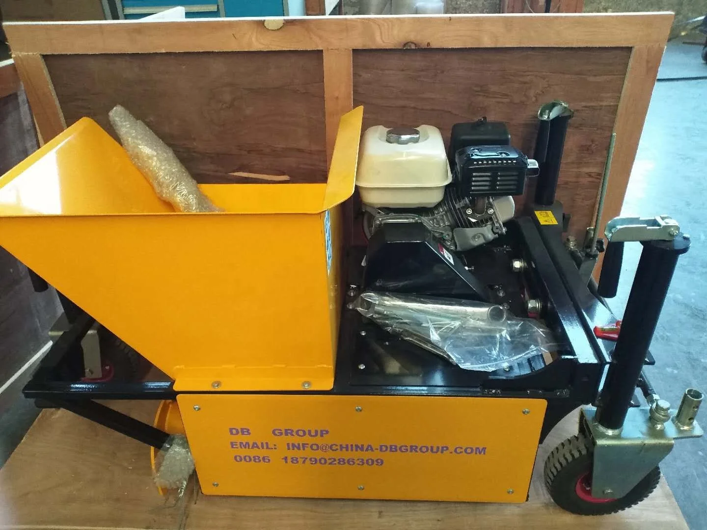Extruded Curb Machine - Efficient Concrete Road Curb Making