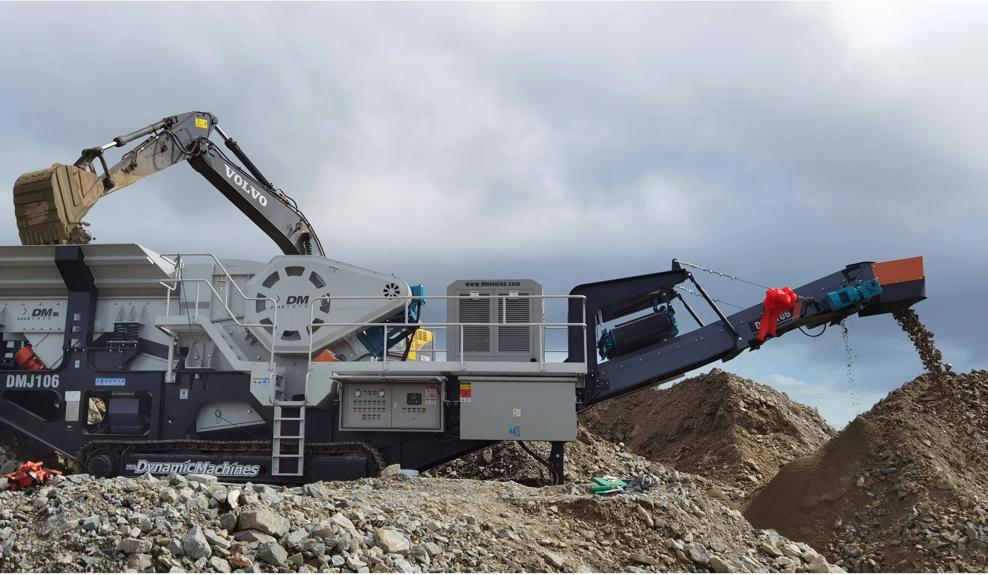 Efficient Mobile Type Diesel Engine Stone Crusher for Sale
