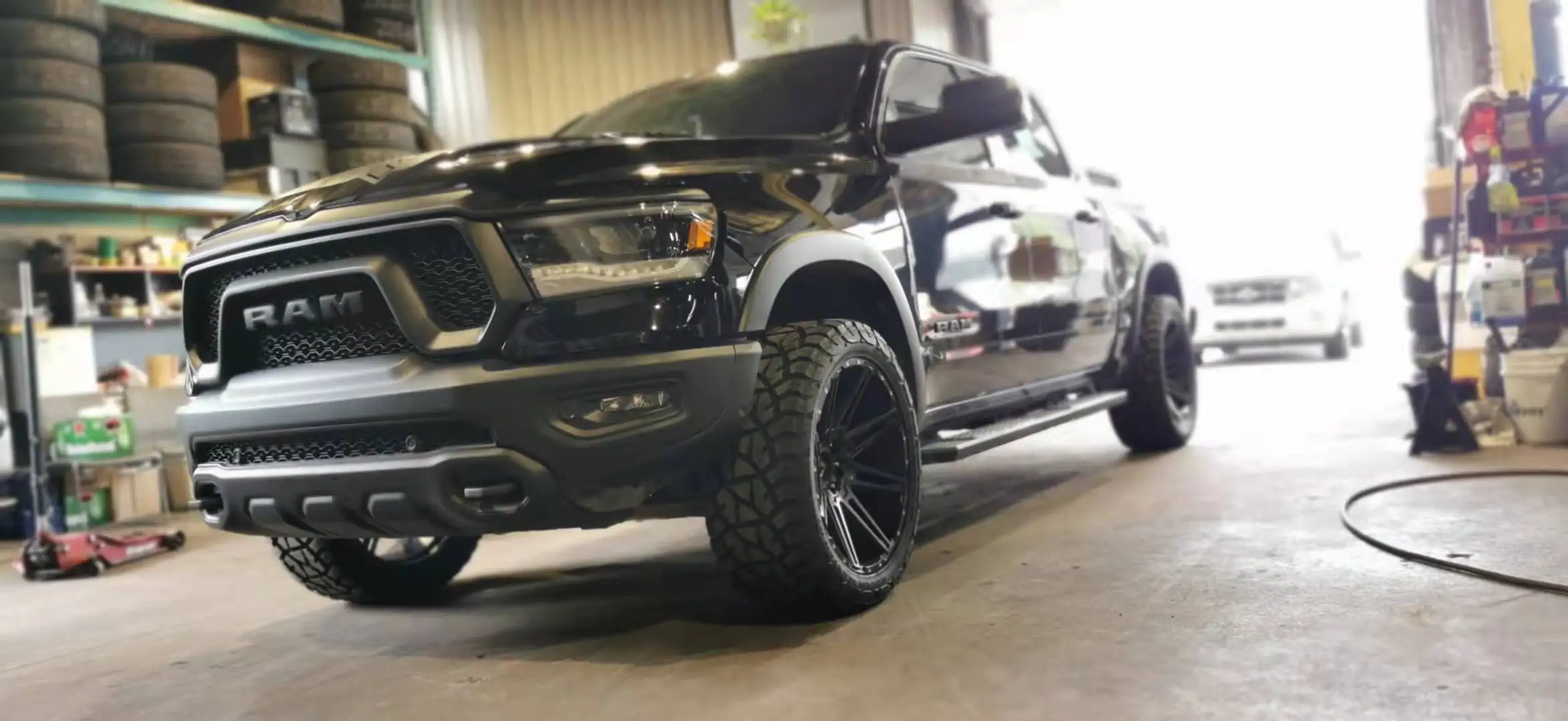 Aggressive RT Car Tire - Dual Layer, Strong Bead Design