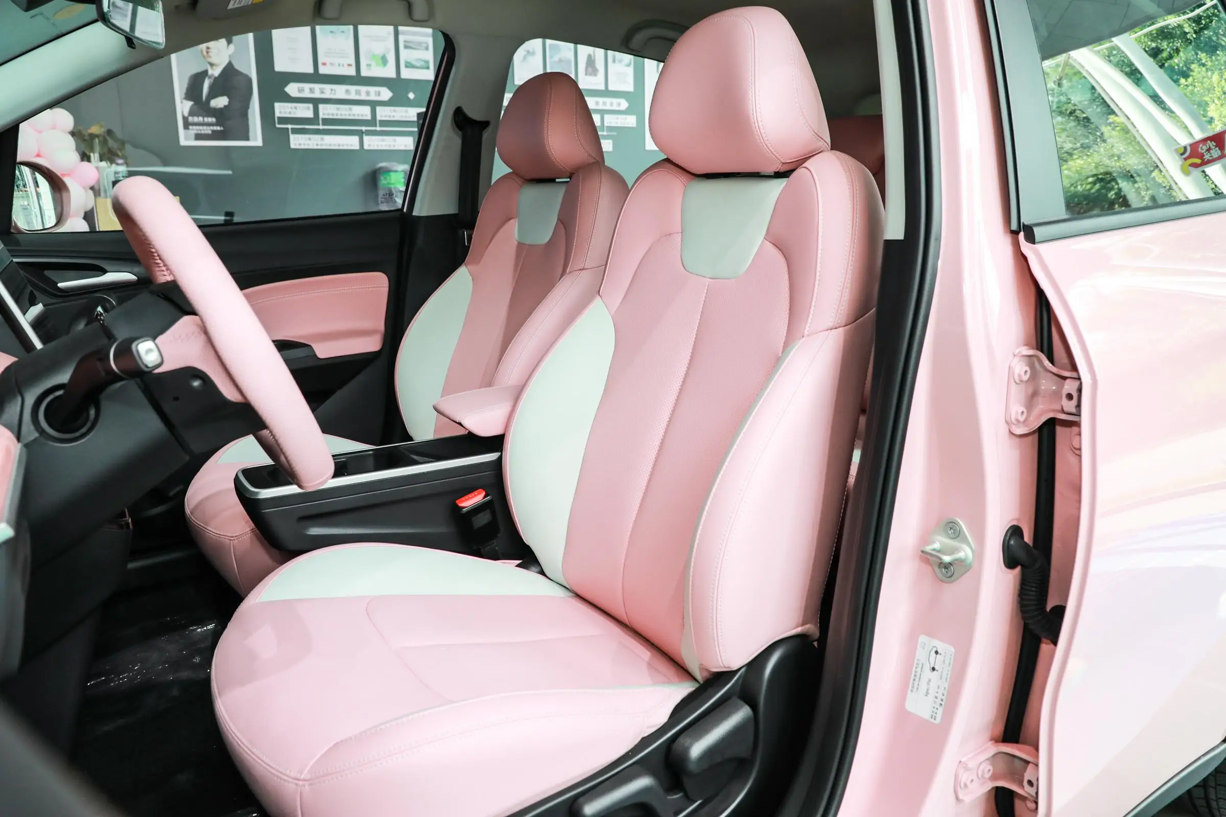 New Neta Nezha V Hozon Neta U 500 Pro Suv Ev Car Vehicle Fast Charging ...