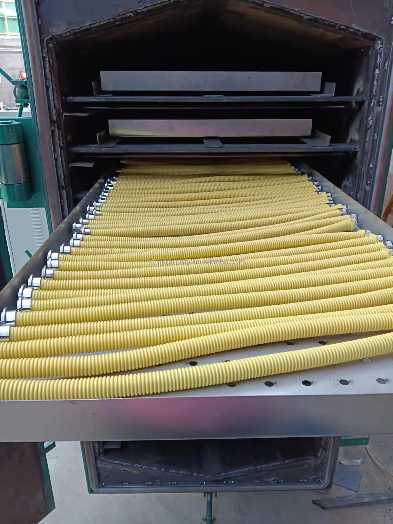 PVC Flexible Metal Gas Hose Vaccum Coating Oven/PVC Flexible Metal Gas ...