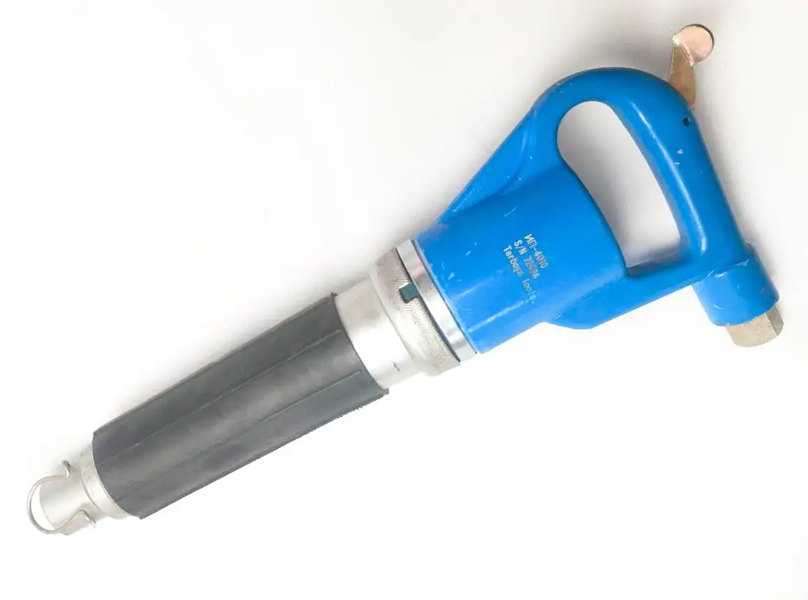 IP-4010 Pneumatic Hot Riveting Hammer - 960 BPM, 53 J.