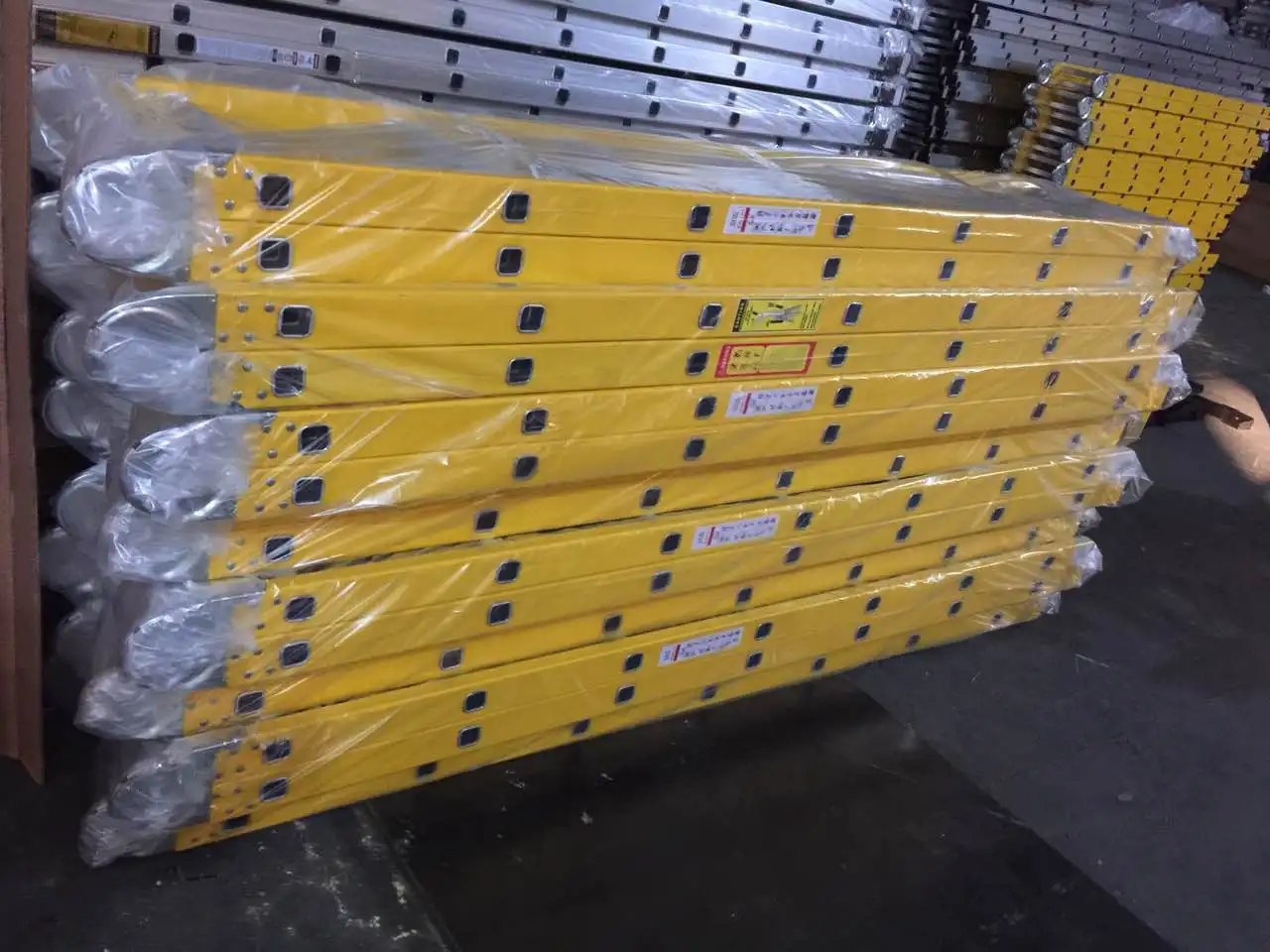 Fibreglass Multi Position Work Platform Step Ladder With Guardrail ...