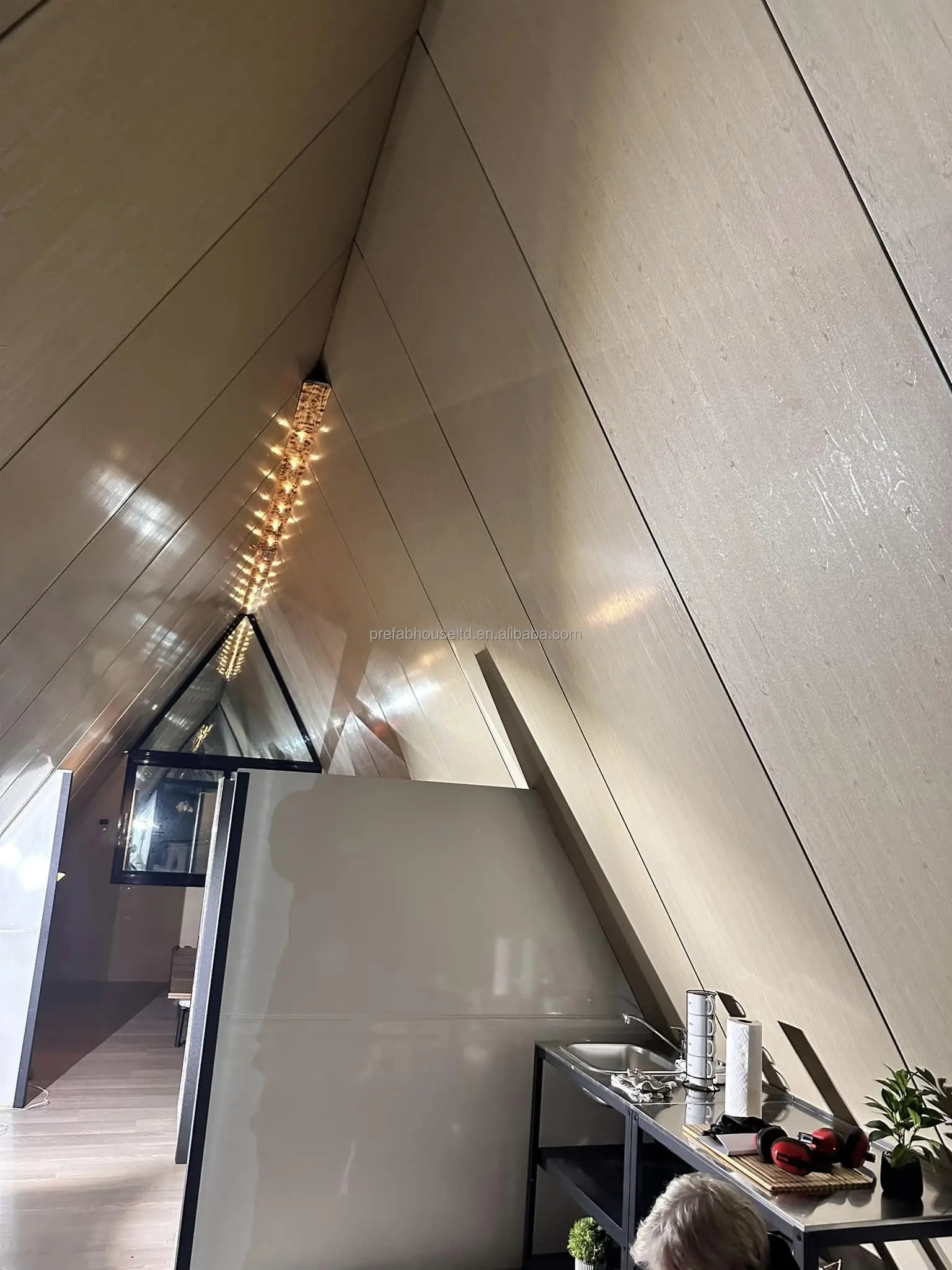 Luxury Prefabricated Houses - Portable Triangle Roof Design