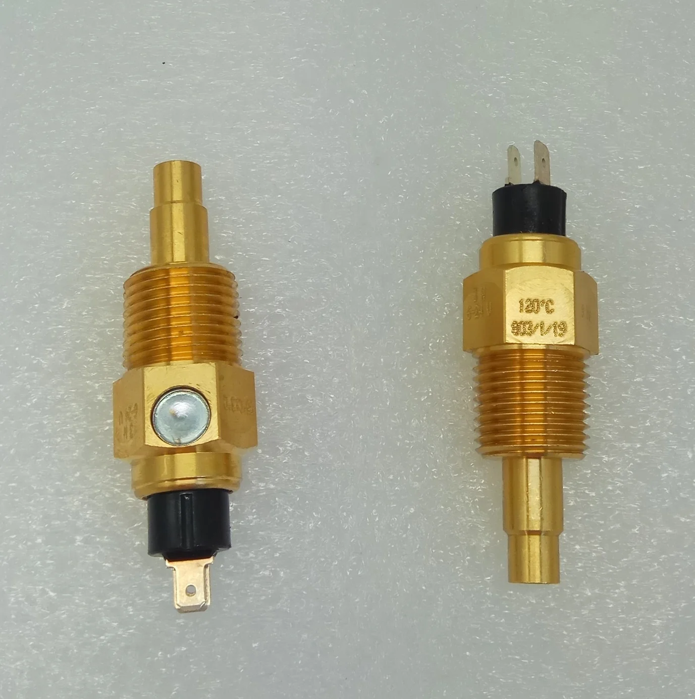 Genuine Vdo Temperature Sensor 323-803-001-019 Engine Temperature ...