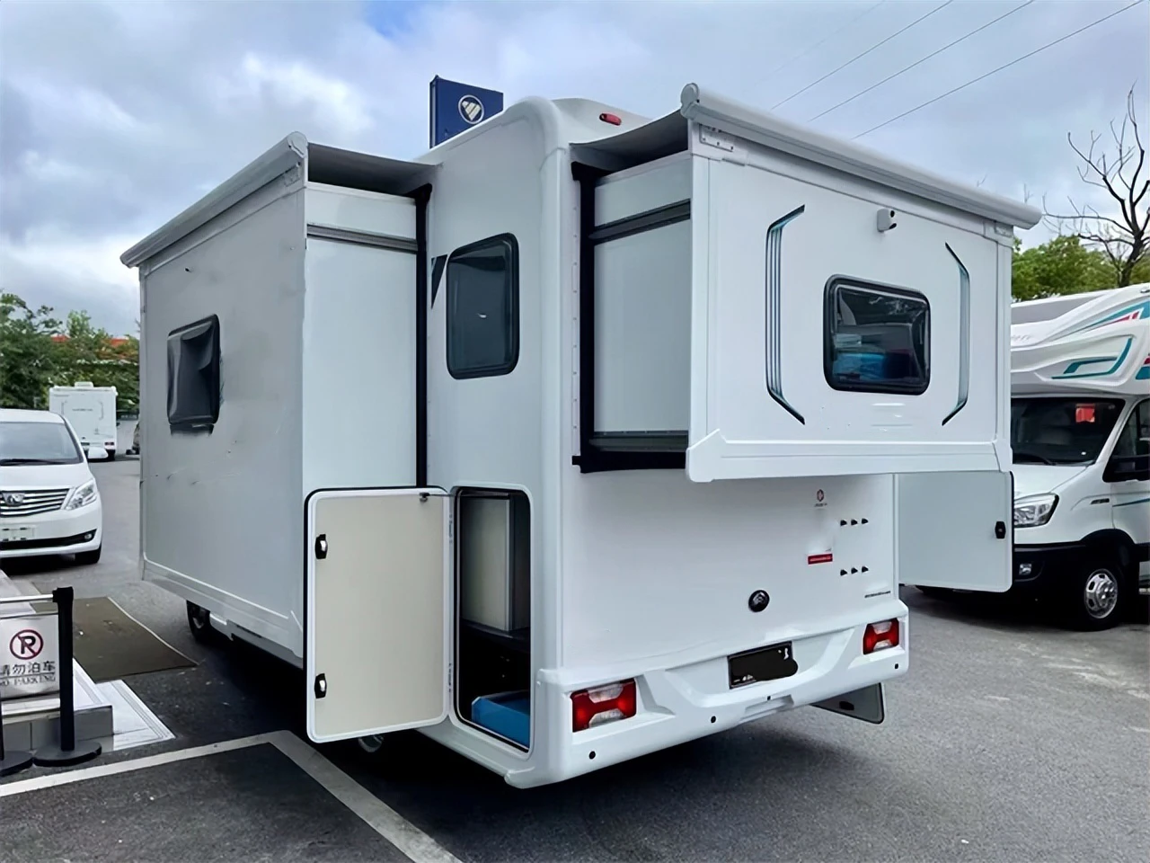 RV Slide Out Mechanism - Durable & Corrosion Resistant