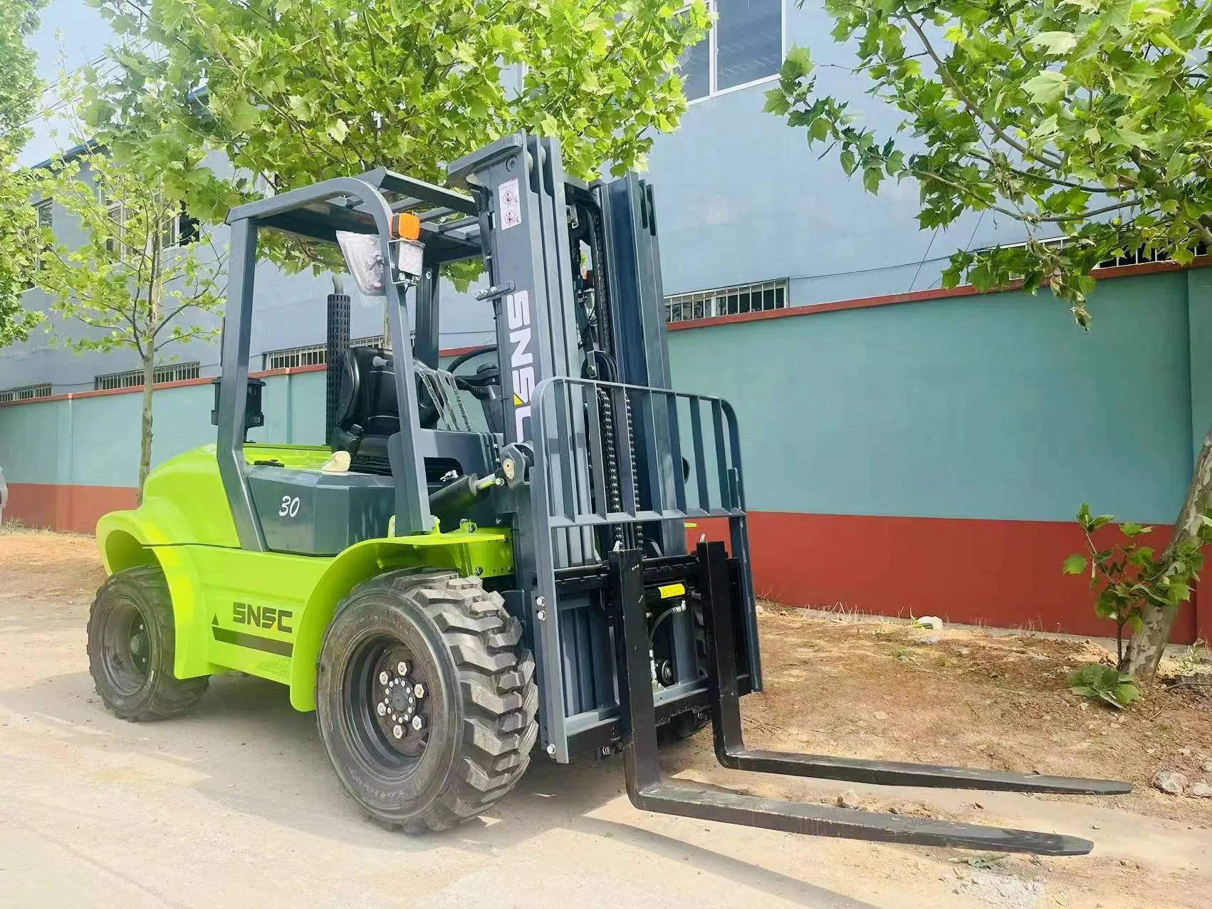 Off Road Forklift Outdoor 4wd 4x4 3 3.5 5 Ton All Rough Terrain Forklift Truck All Terrain ...