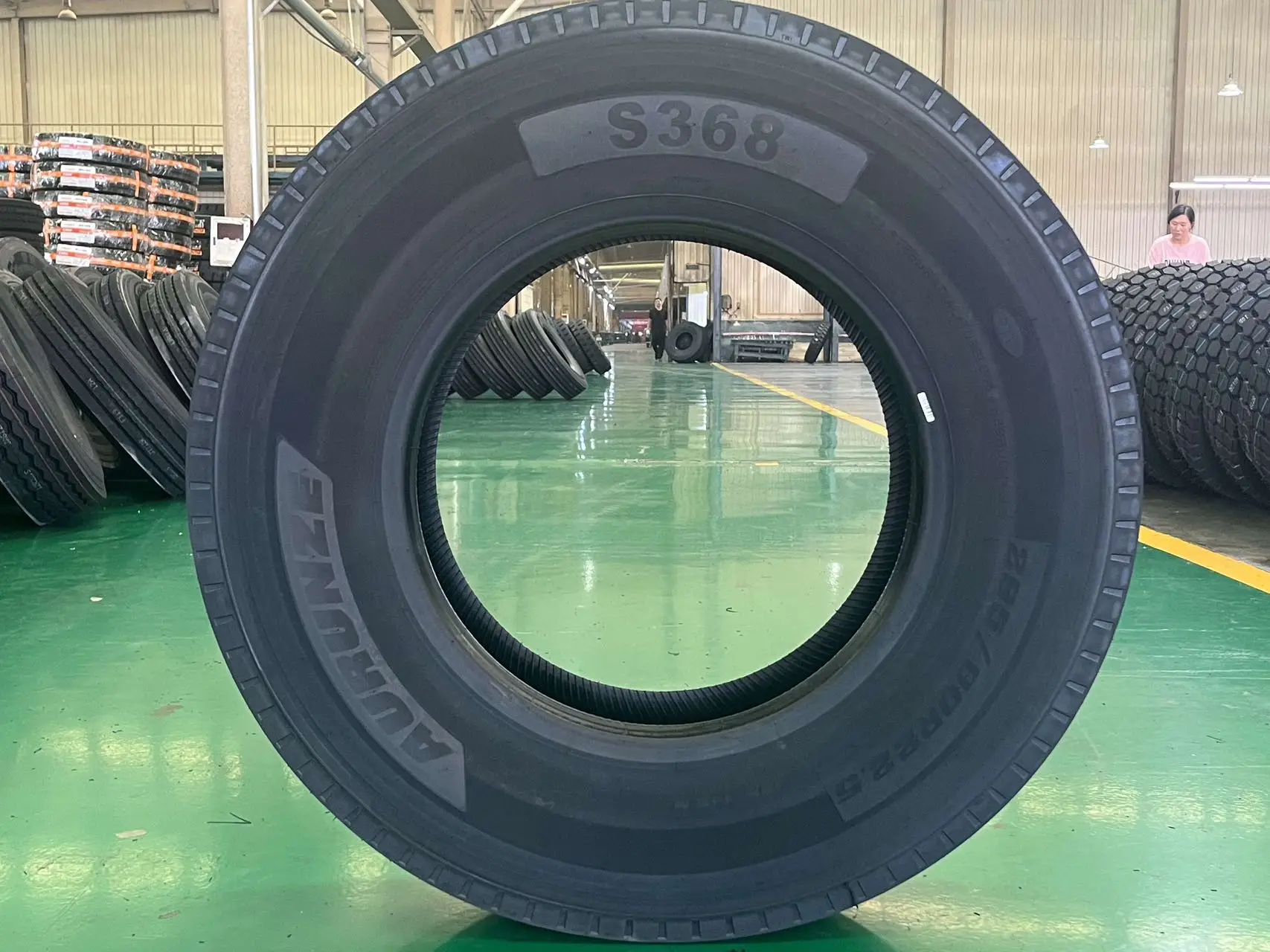 Annaite Amberstone Durun Aurunze Truck Tyres China Truck Tires 31580r 225 29580225 Gomas De ...