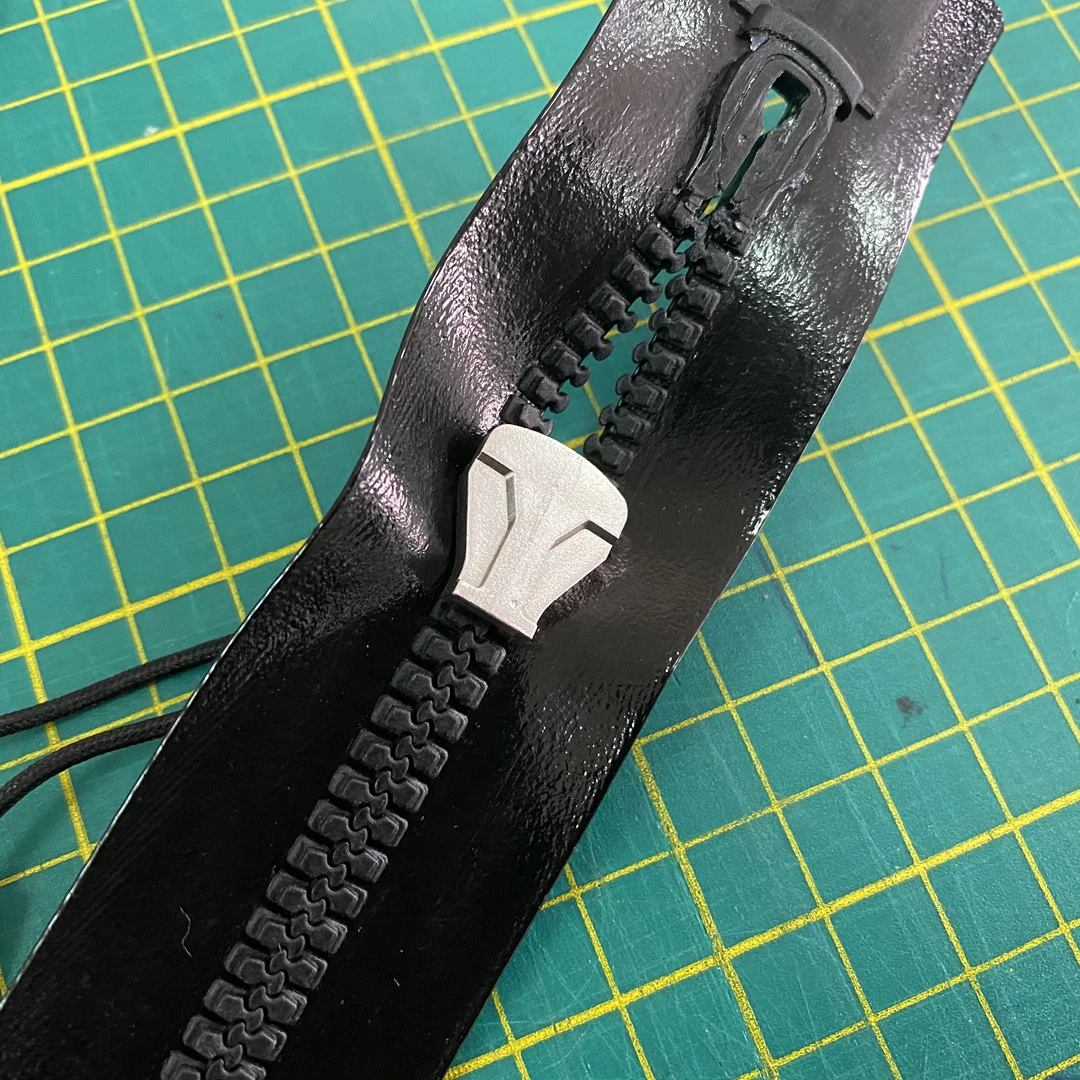 Topaz Airtight Zipper for Waterproof Pockets on Swim Shorts