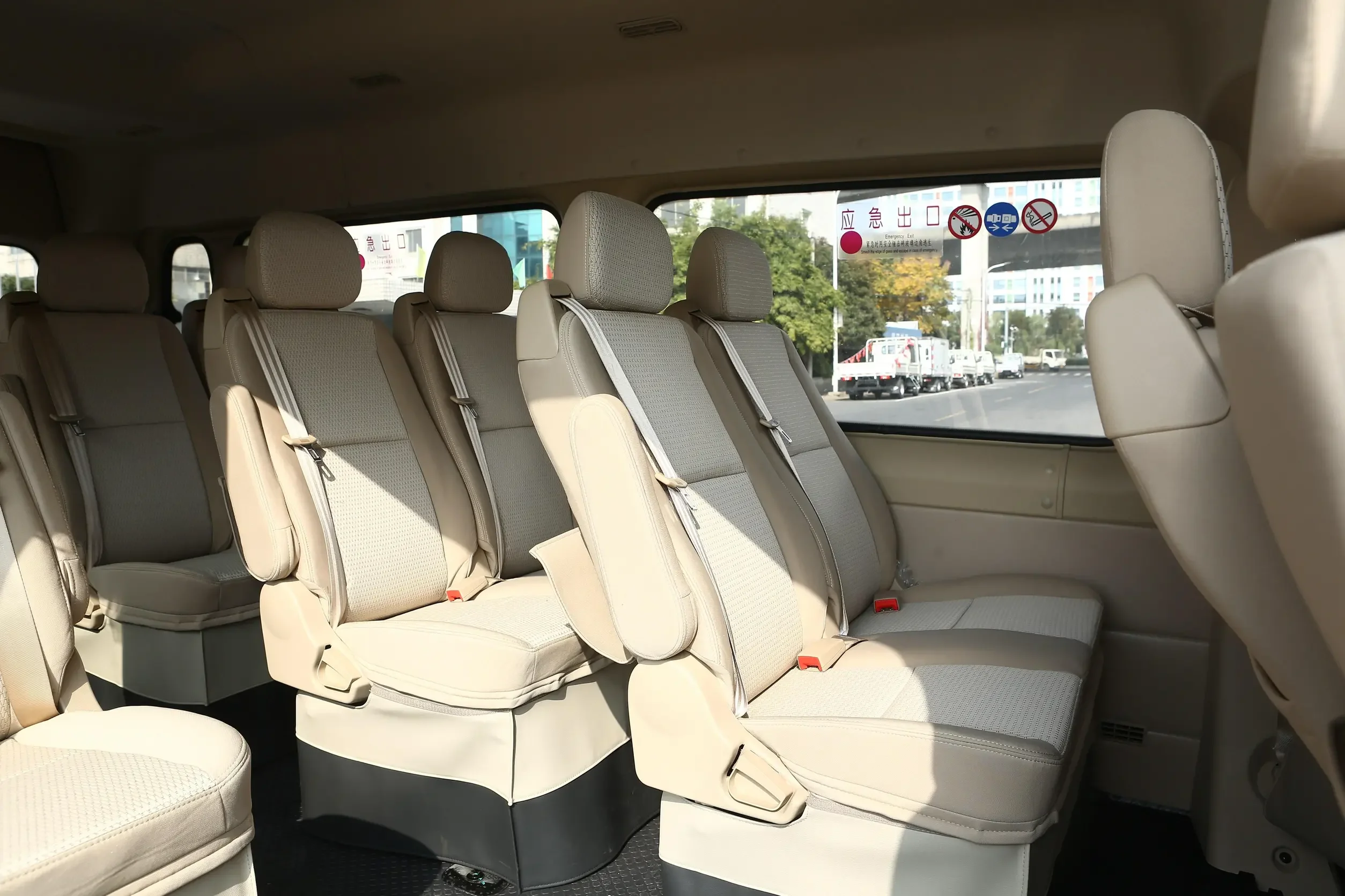 2023 FOTON IBLUE Electric Mini Bus - 14 Seater EV