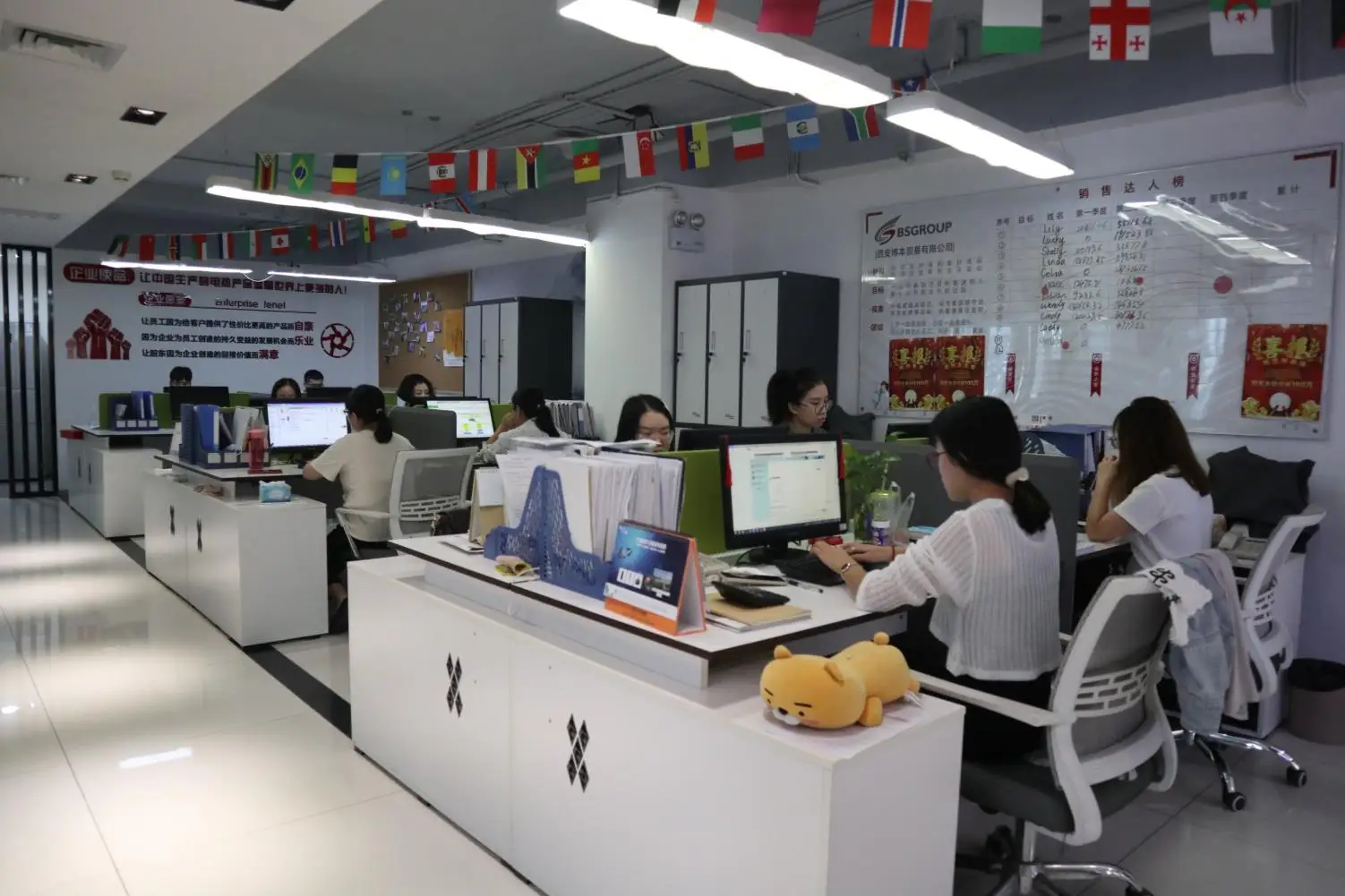 Shop Our USA Warehouse Stock of Men's Perfumes - Fast Delivery