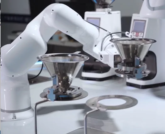 Robot Arm Making Ice Coffee Cafe Vending Machine Robot Coffee Machine ...