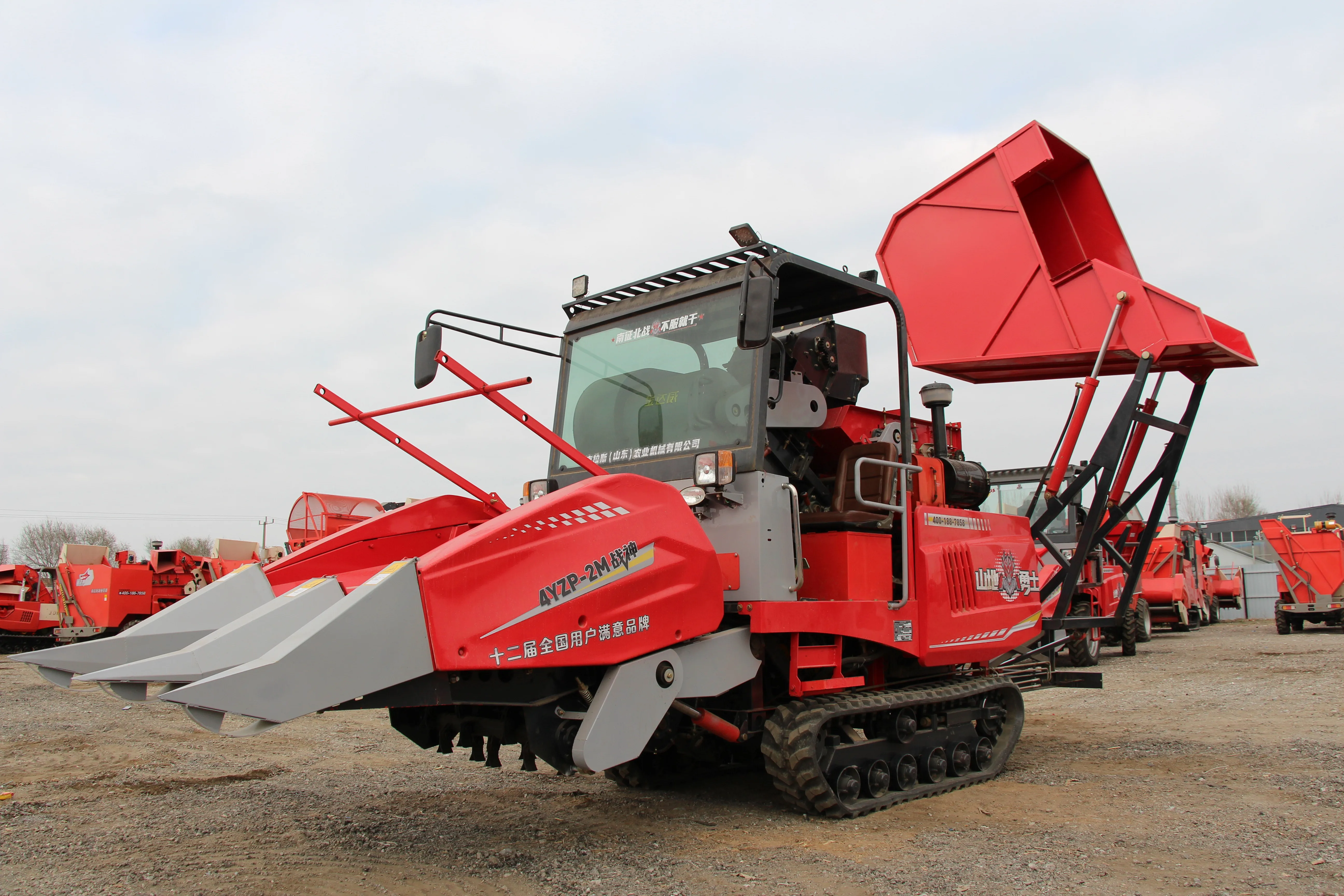 Self-propelled 50hp Two-row Corn Harvesting Machine Maize Harvester ...