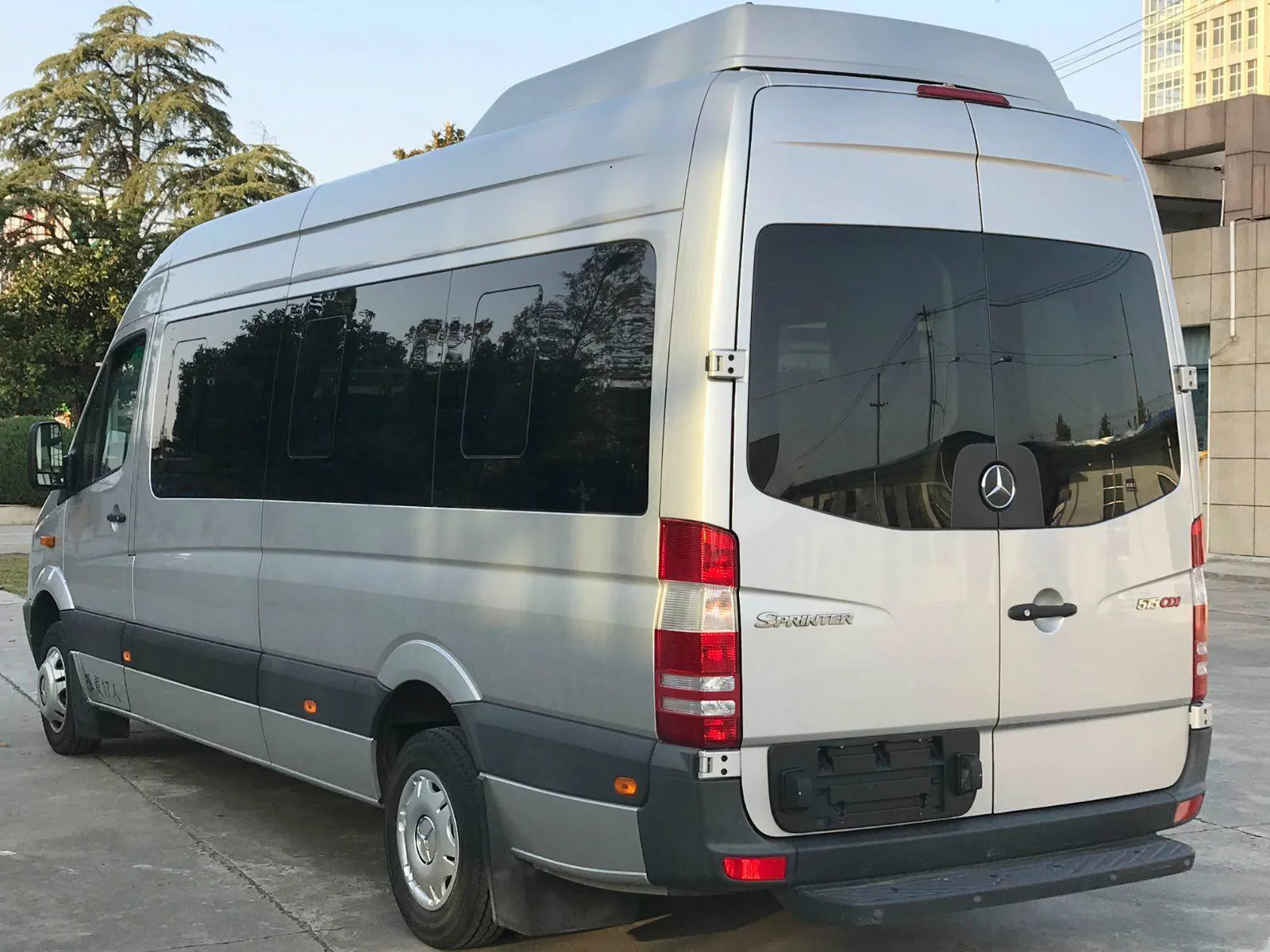 Used Mercedes Mini Van Benz Sprinter 17 Seats Mini Bus For Sale - Buy ...