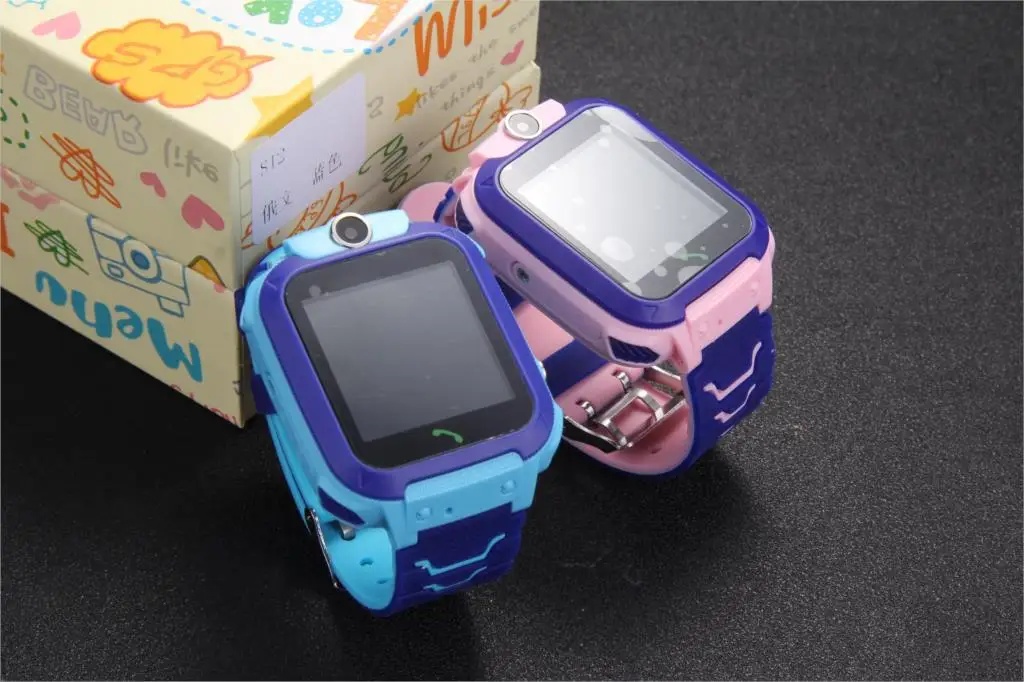 Q12 GPS Kids Smartwatch - Safe & Fun Tracking Solutions