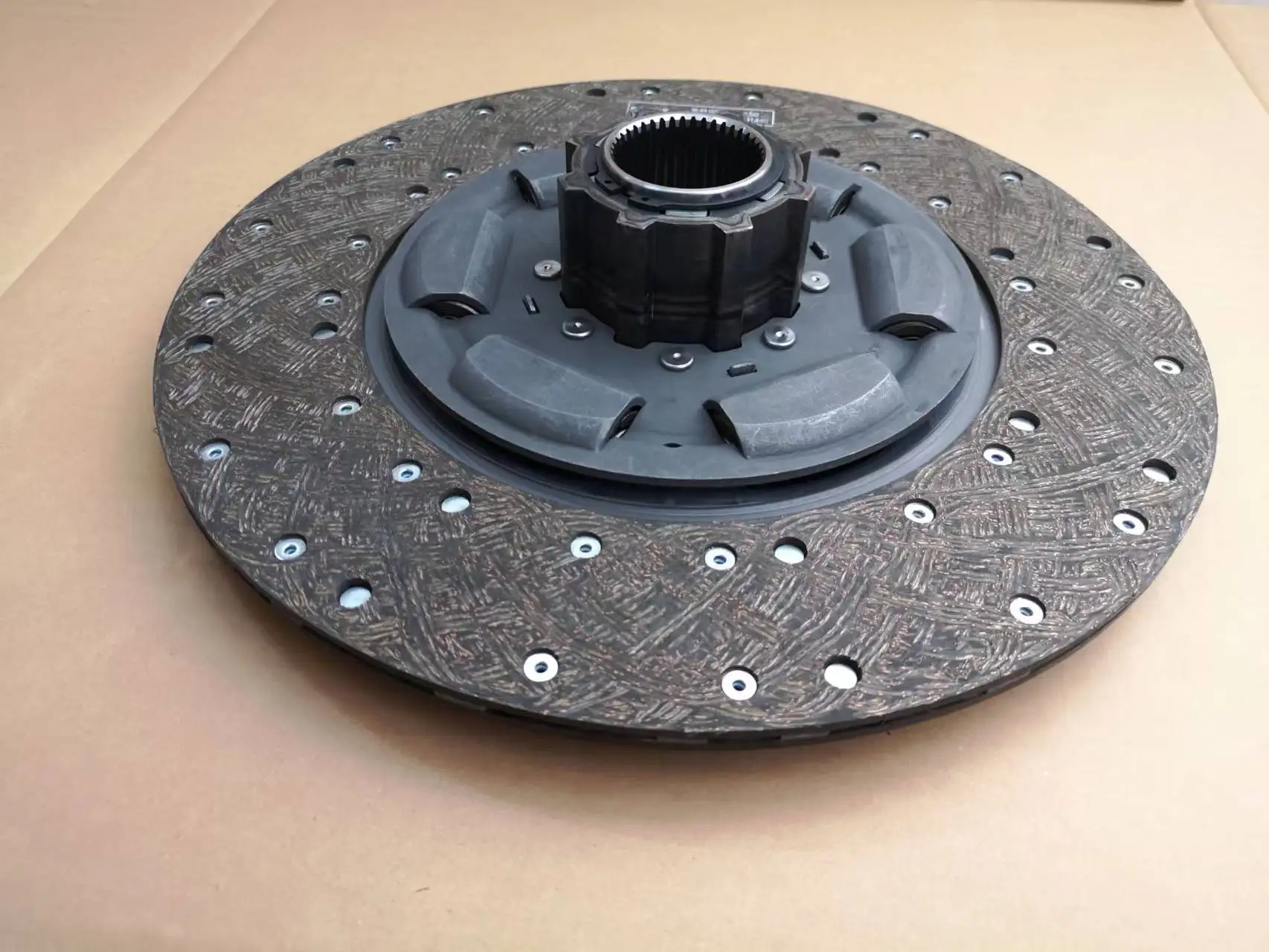 16 Speed Twin Clutch Disc 400mm for Isuzu Trailers EXR EXZ