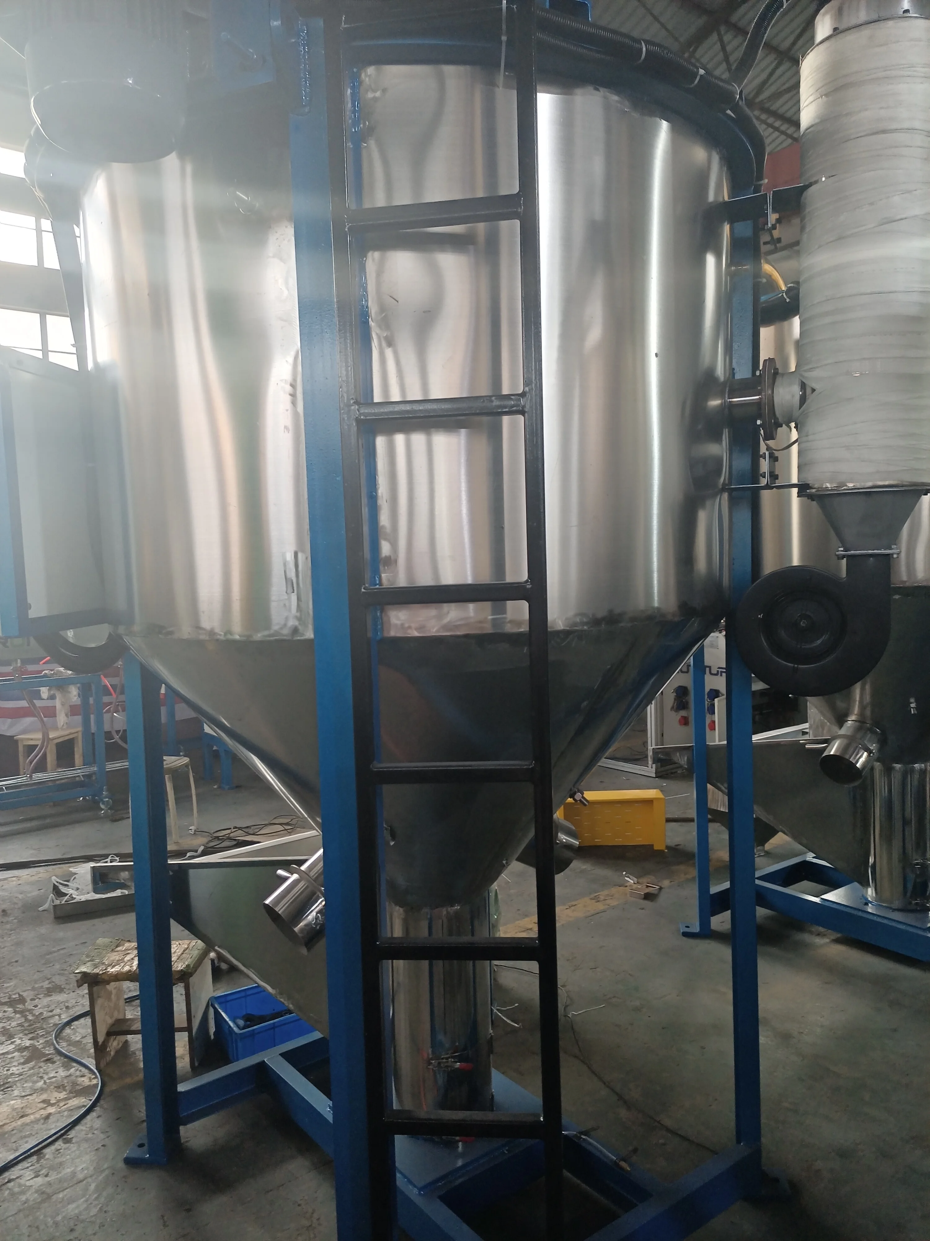 Plastic Raw Material Mixer Machinery Vertical or Horizontal Mixer for ...