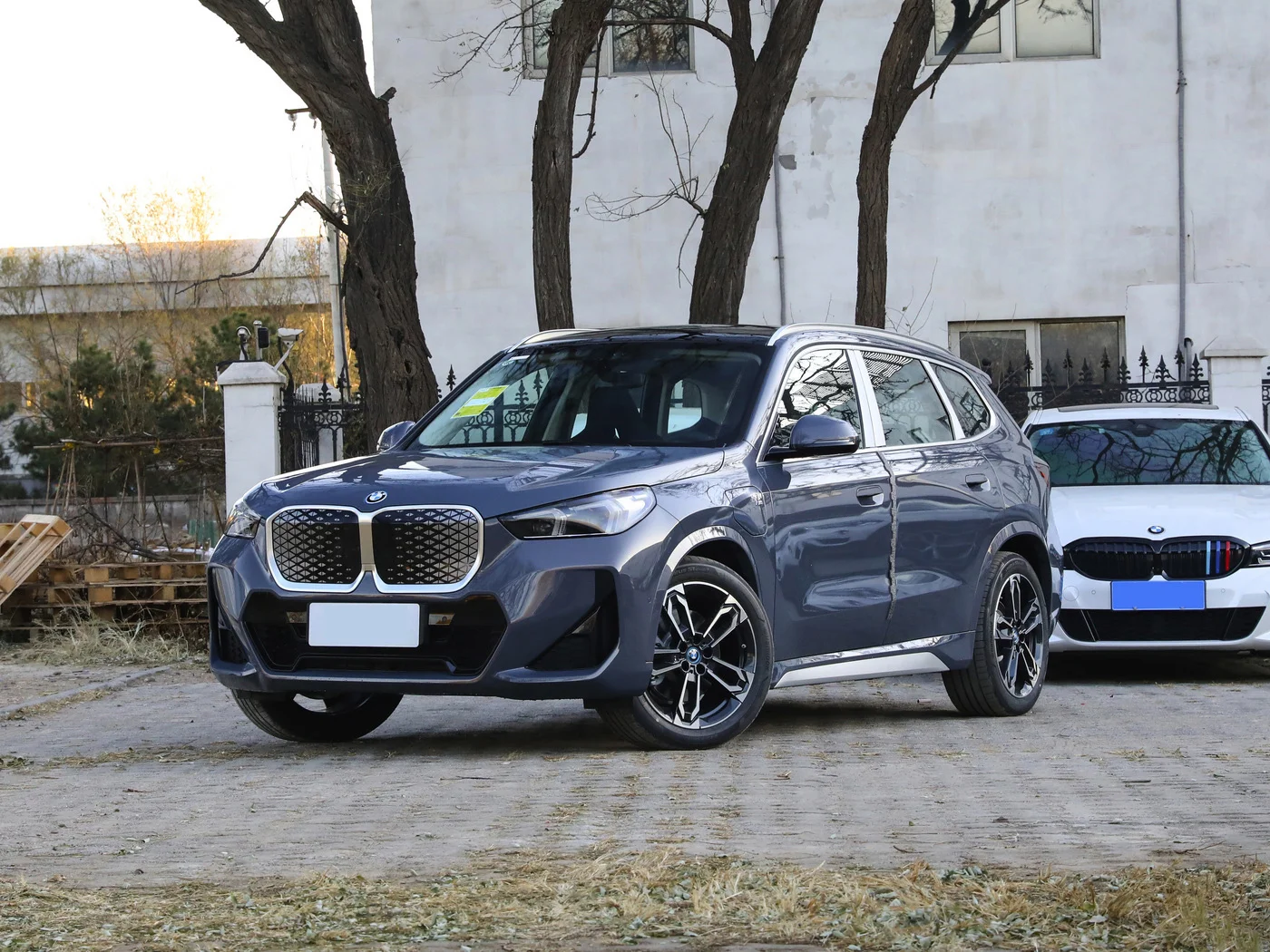 Bmw-ix1 Bmw- Pure Electric Compact Suv With 5 Doors And 5 Seats - Buy Bmw,Bmw- Ix1,Bmw Electric ...