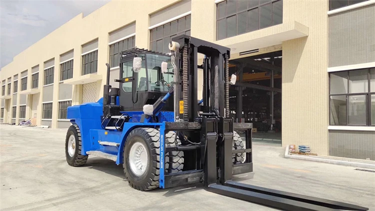 20 Ton Diesel Forklift,Heavy Duty Forklift Truck Wide View With Chinese ...