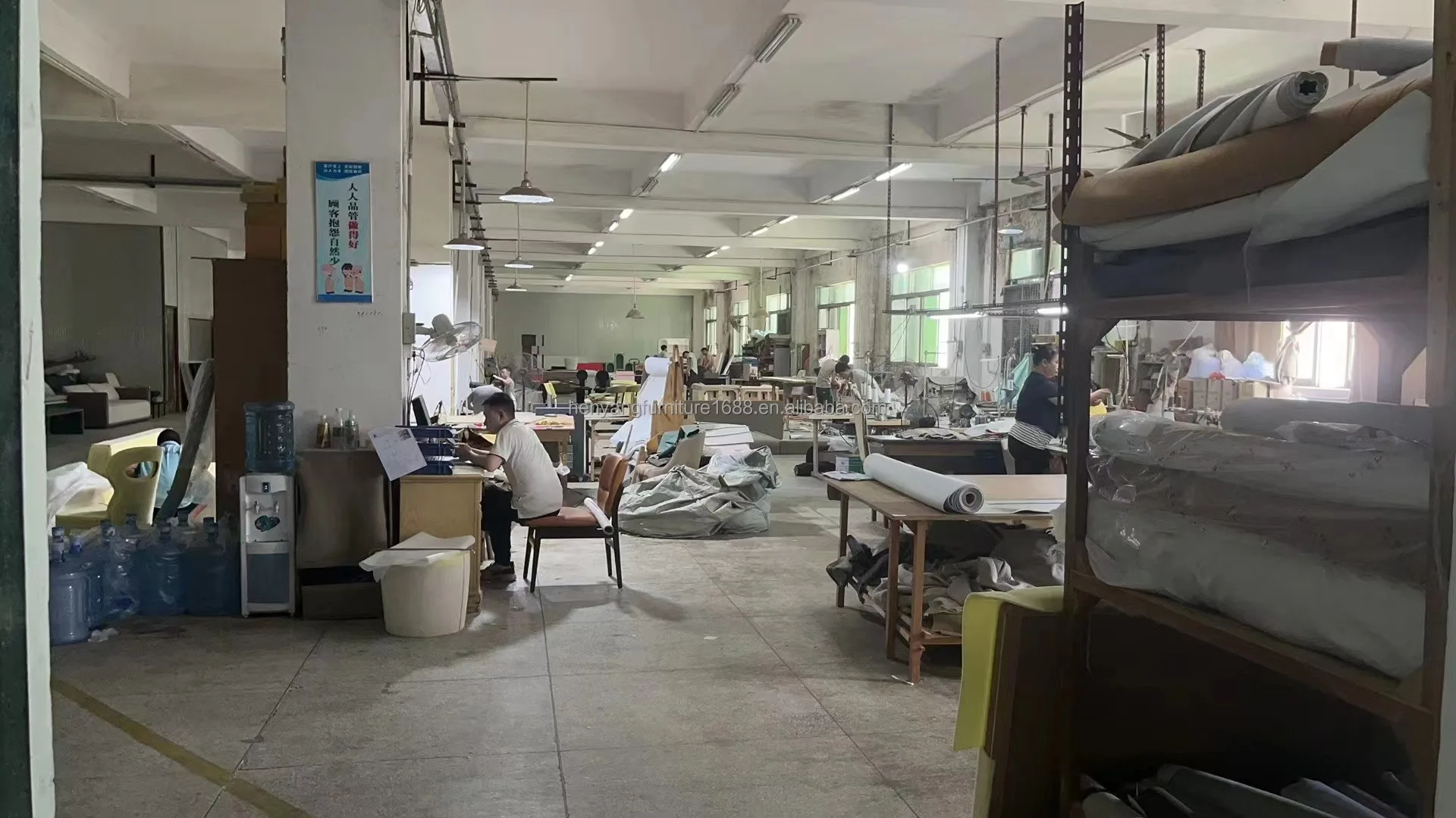 Durable And Stylish Fiberglass Round Tube Chair Electroplated Metal ...