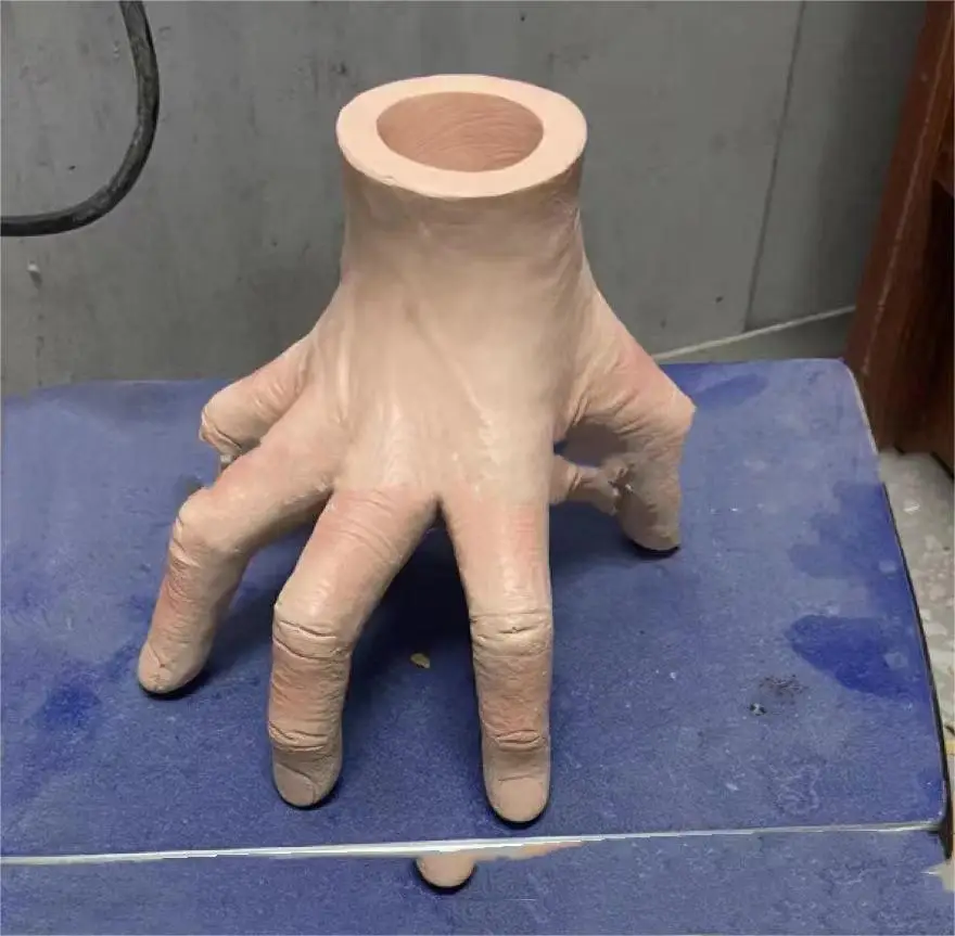 Fuya Wednesday Addams Family Thing Wednesday Hand Sculpture Figure ...