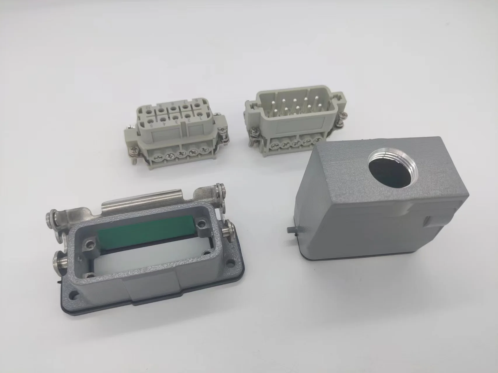 Suel Ip65 Rectangular 10-pin Aviatation Plug And Heavying Duty Connector Terminal - Buy ...