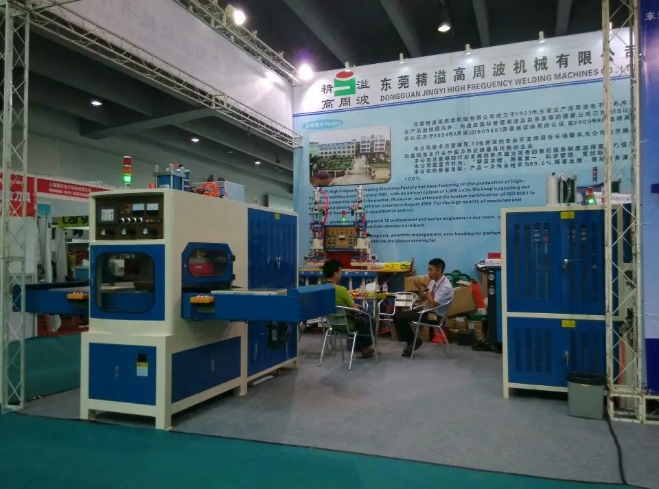 25KVA Automatic Slide Table RF Welding Machine for TPUleather Embossing ...
