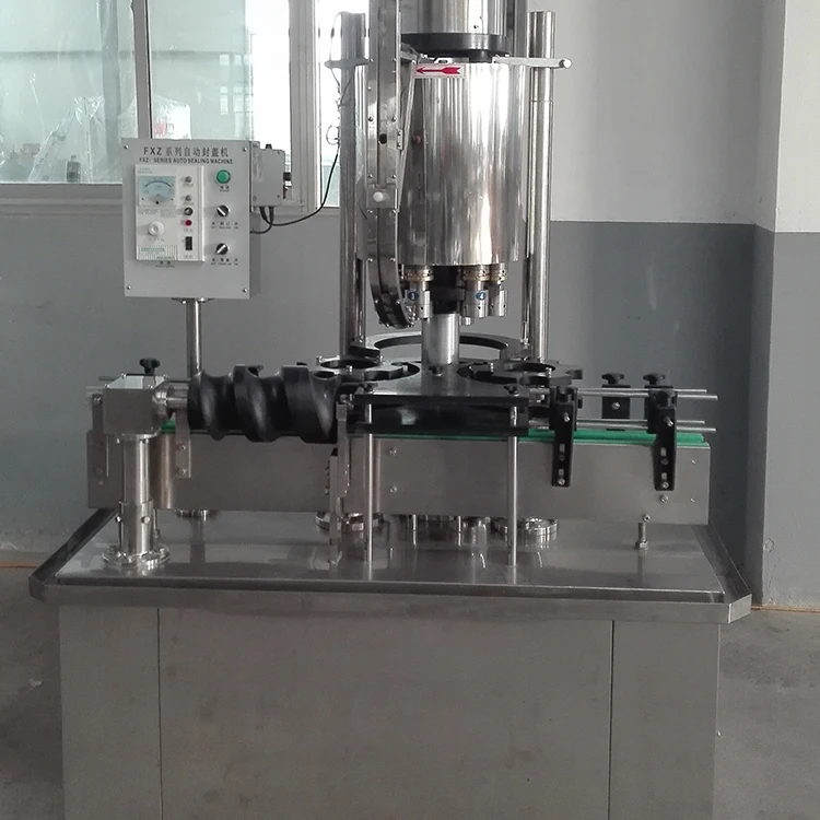 High Efficiency Automatic Crown Type Glass Bottle Capping Machine for Beer