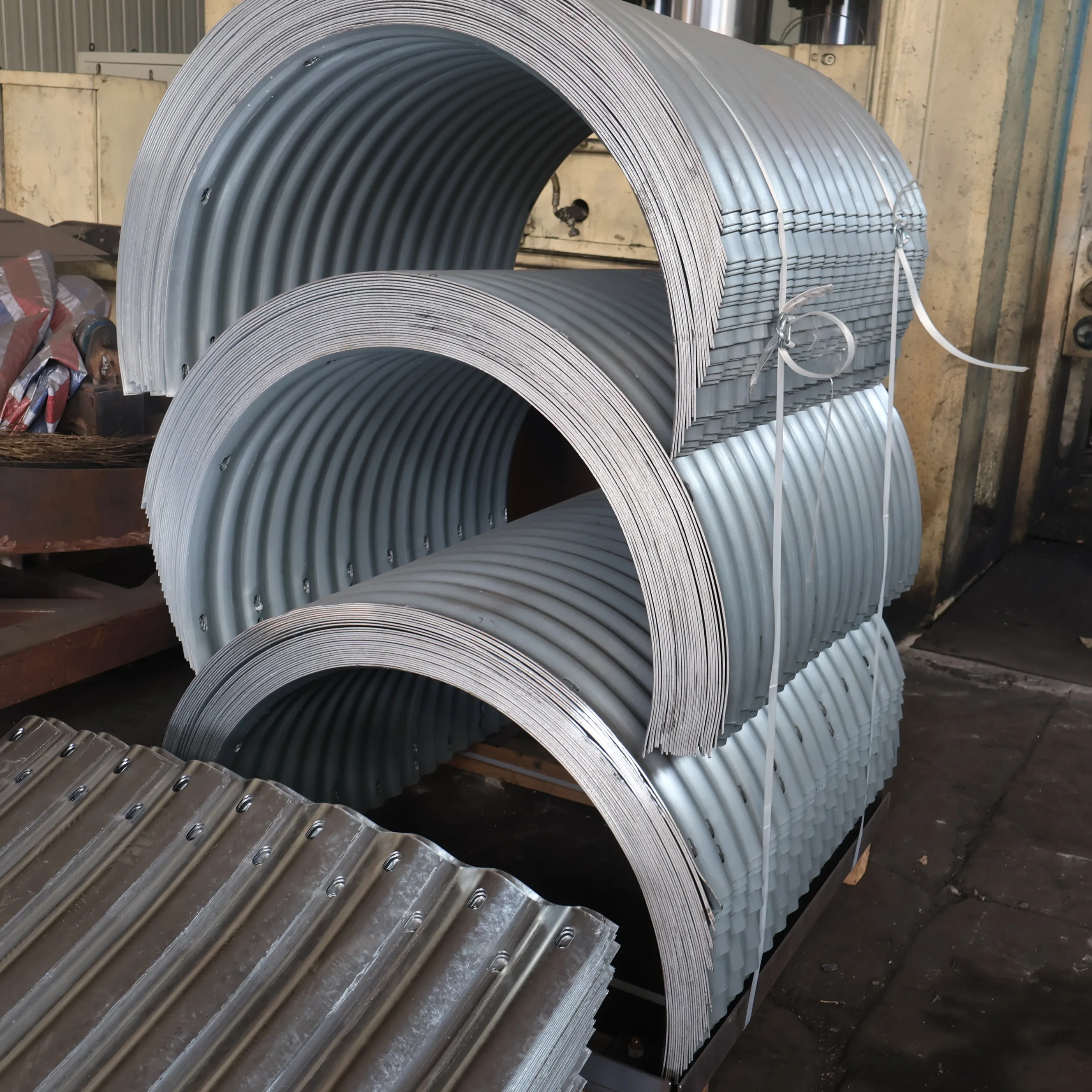 Large-Diameter Corrugated Metal Culvert Pipe for Construction ...