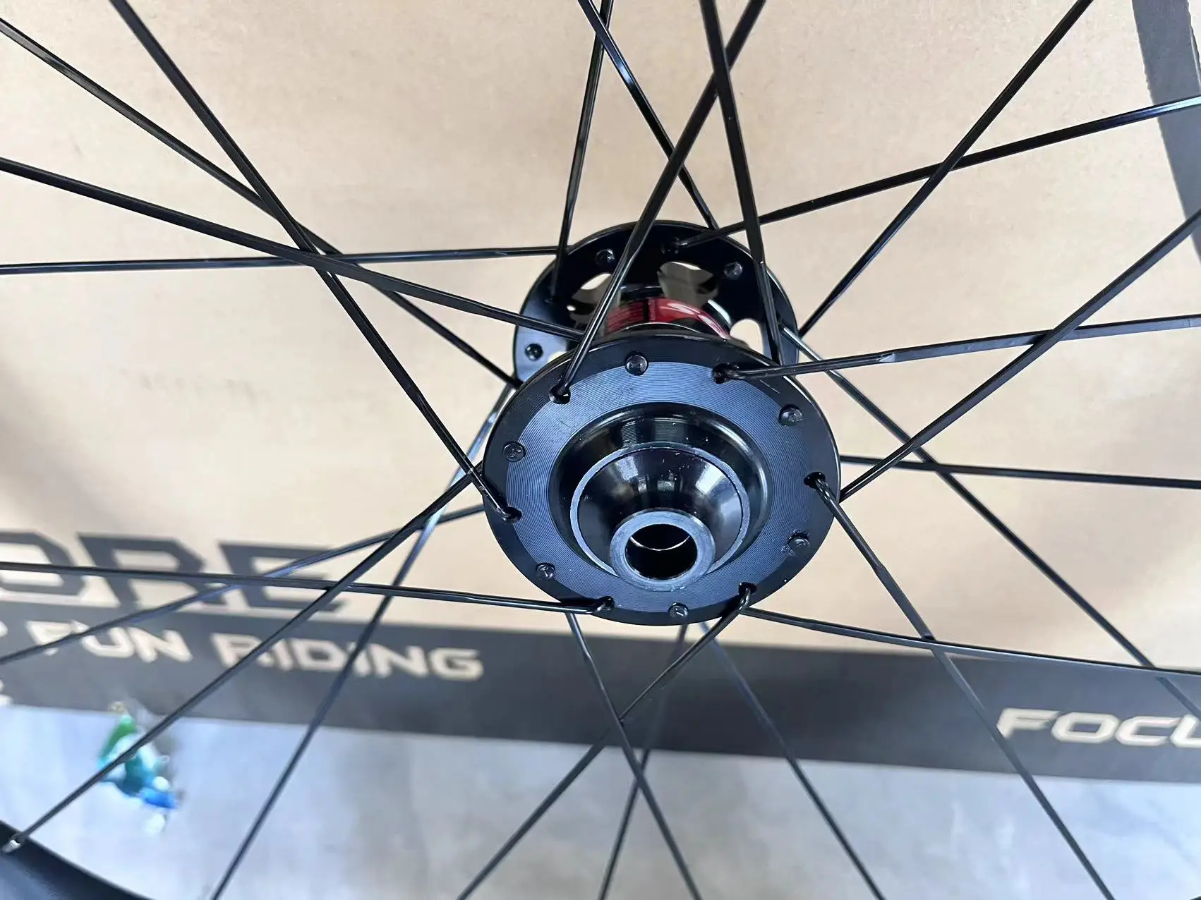 RETROSPEC Carbon Fiber Wheelset for Road Bikes - Disc Brake