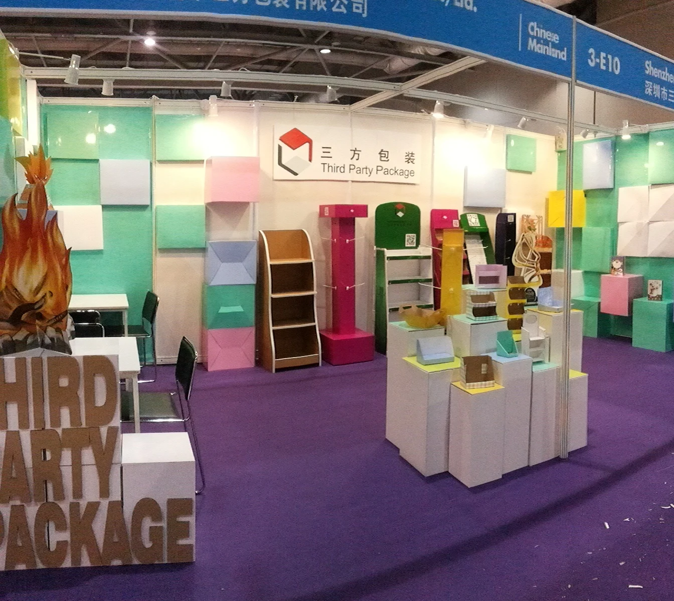 Stylish Retail Display Racks Plush Toy for Showcase with Hanging Pegs ...