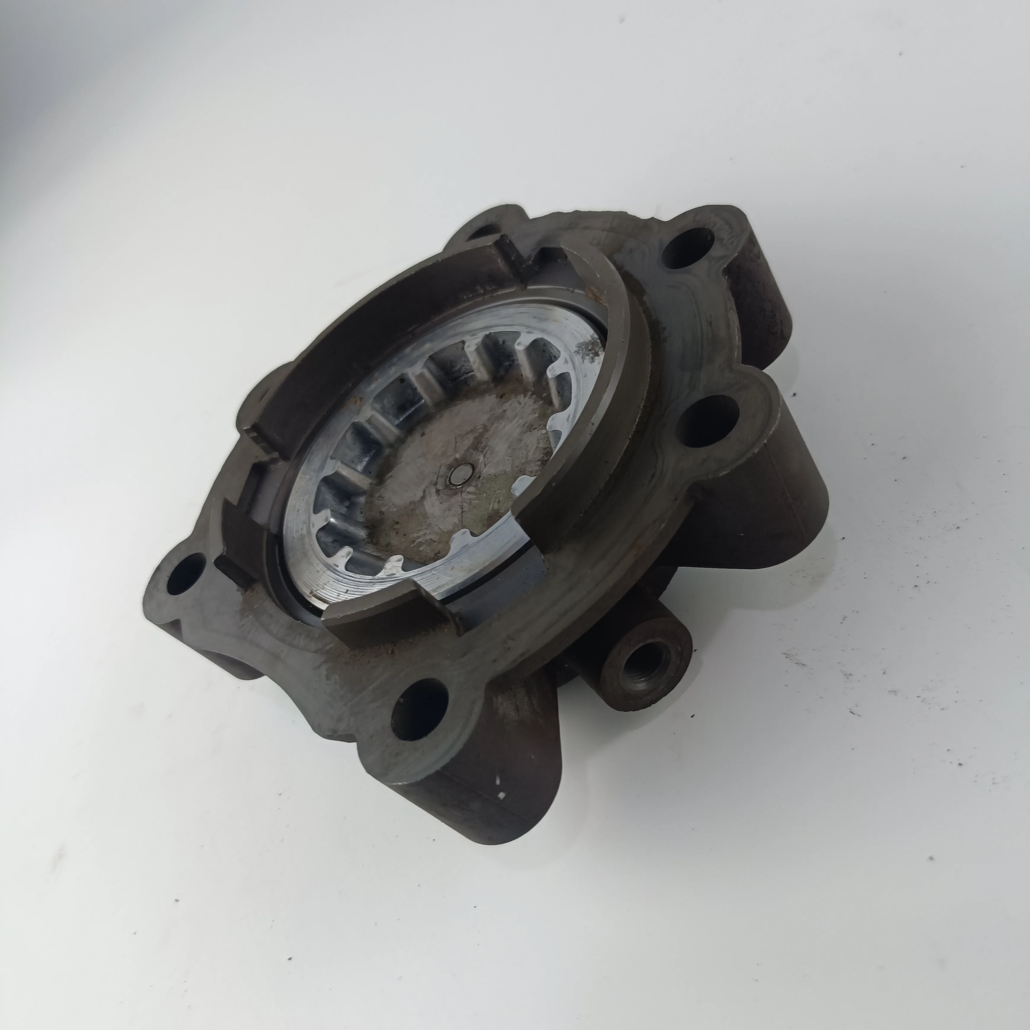 Standard Size Clamshell 20483327 for FM/FH Vol Truck| Alibaba.com