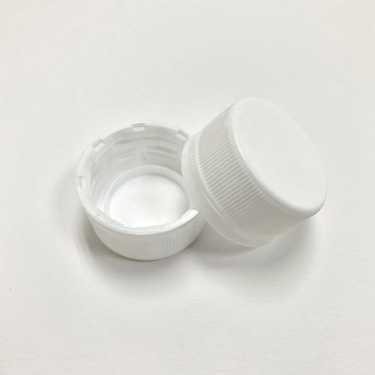 Alibaba.com: Caps 1881 Short Height Plastic Plain White CSD 2.5g Screw ...