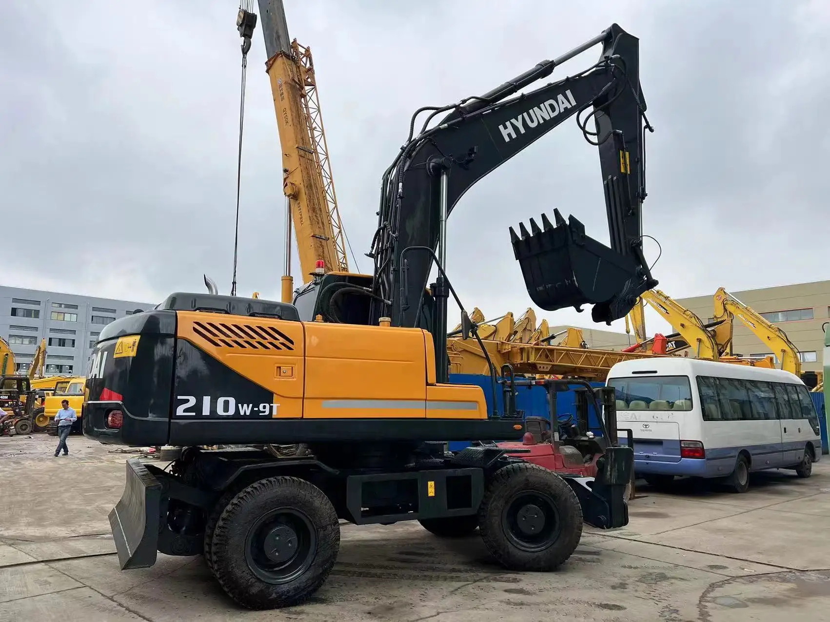 Used Korea Hyundai 210 Crawler Excavator 210w-9 Hyundai Excavators For ...