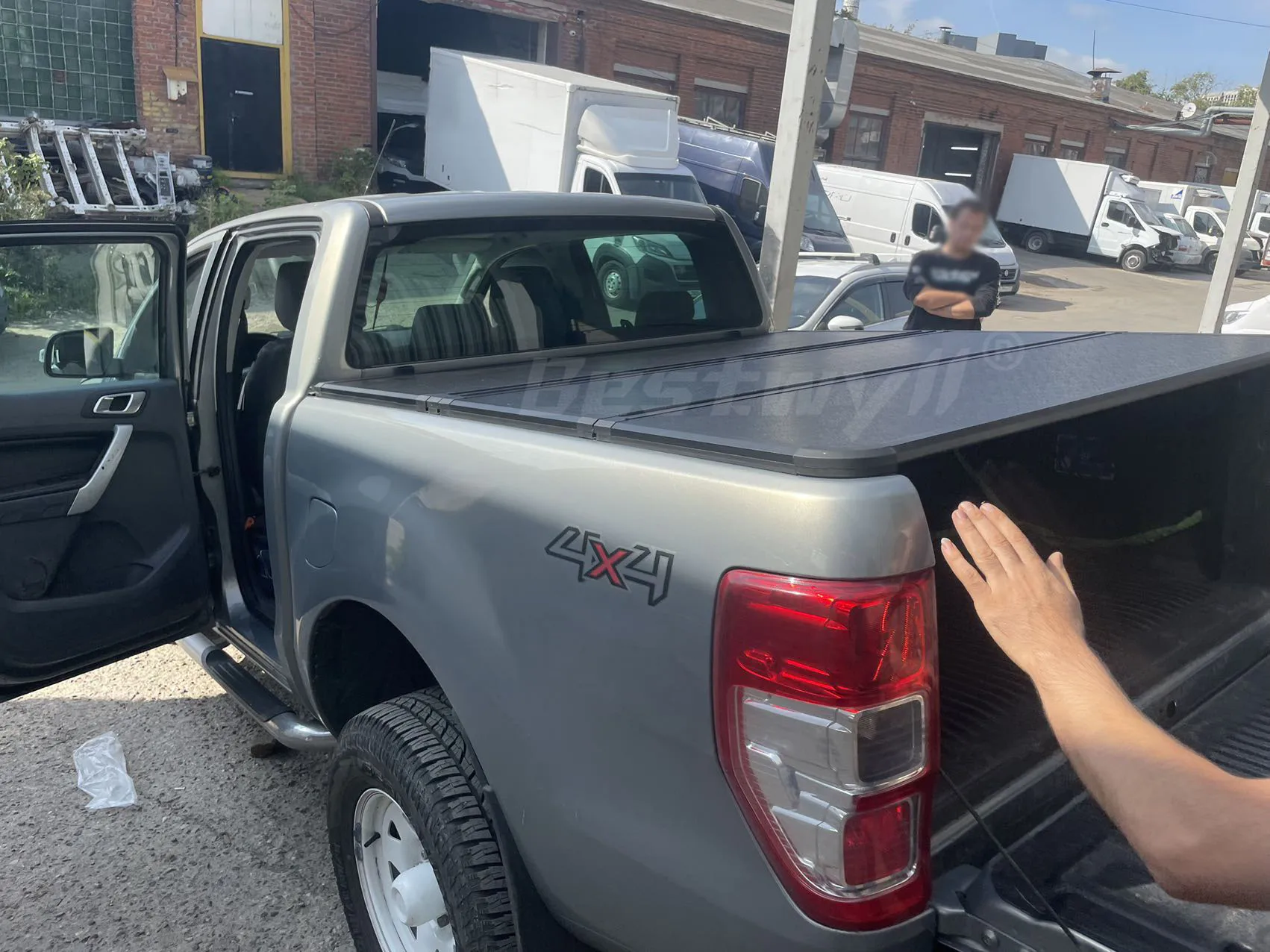 BESTWYLL Para Rigid Tunnel Pickup Truck Three Trifold Bed Folding ...
