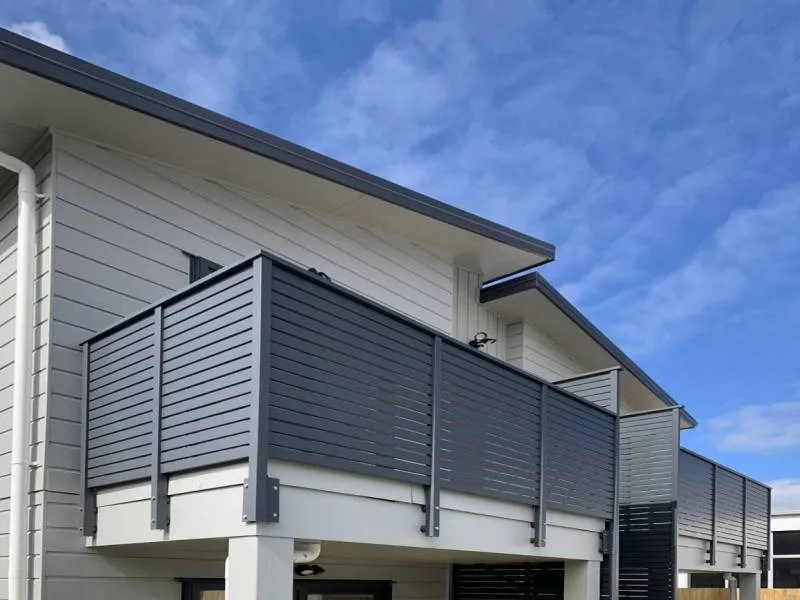 Ekoo Premium Low Maintenance Outdoor Horizontal Slat Fencing Privacy ...