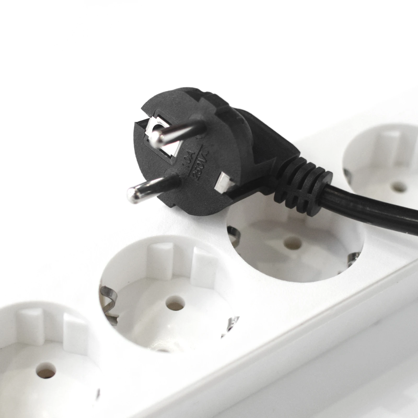 Hot Selling European 4 5 6 Ports German Eu Electrical Plug Socket ...
