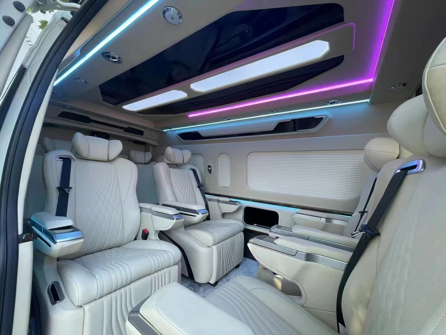Used Toyota Hiace 9-Seater Mini Bus for Sale - White Luxury Coach Under ...