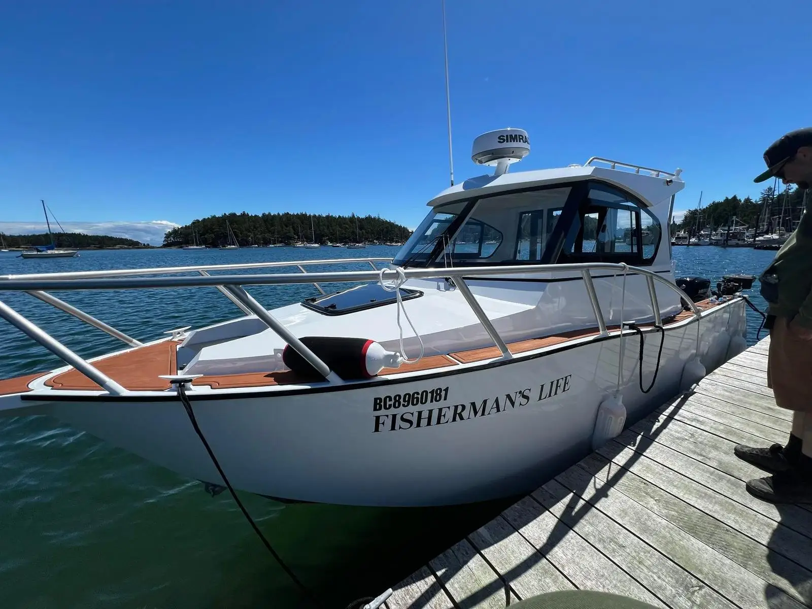 Luxury 24ft Aluminum Alloy Fishing Boat - High Speed & Comfort