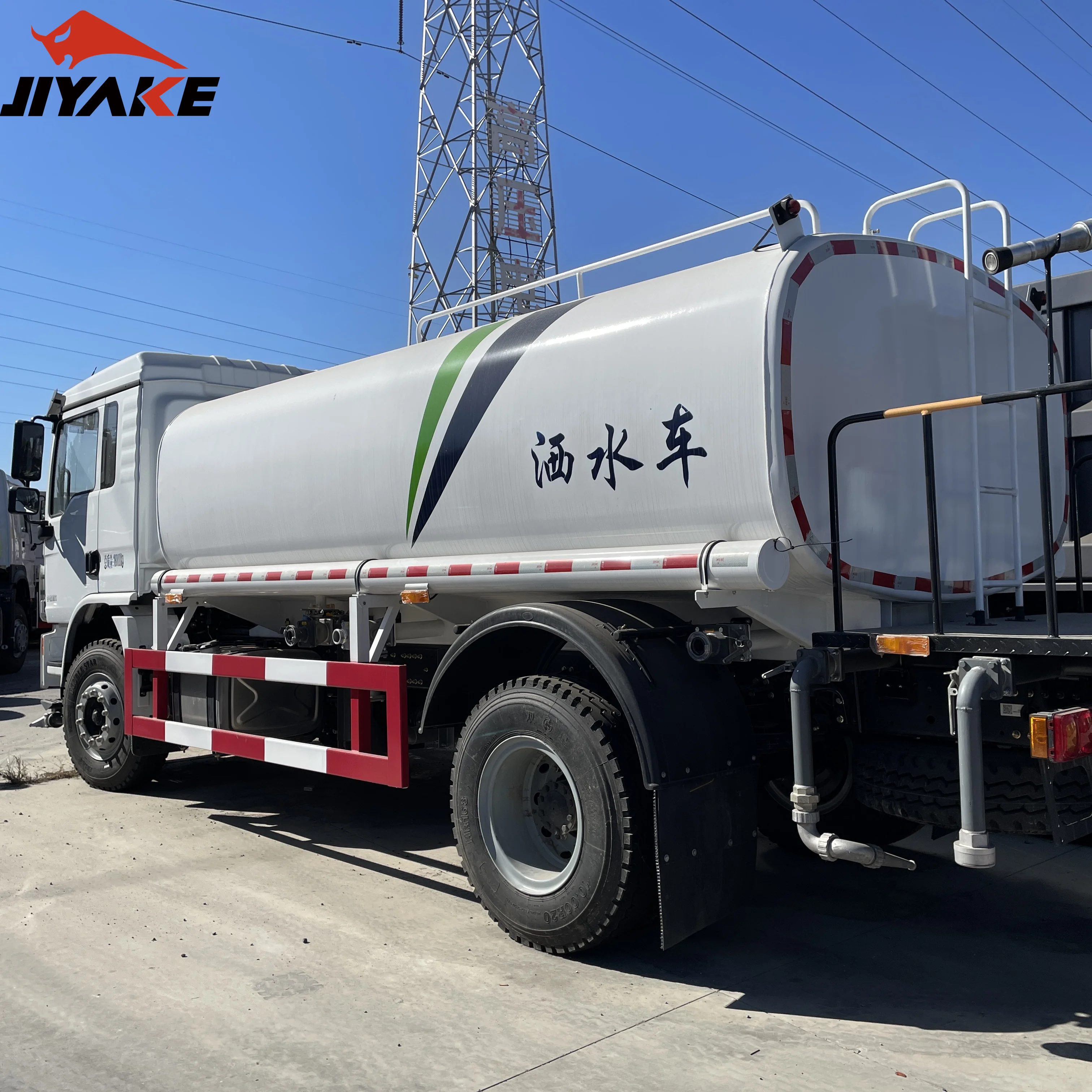 Sinotruk HOWO Shacman Heavy Road Carbon Steel Sprinkler Sanitation ...